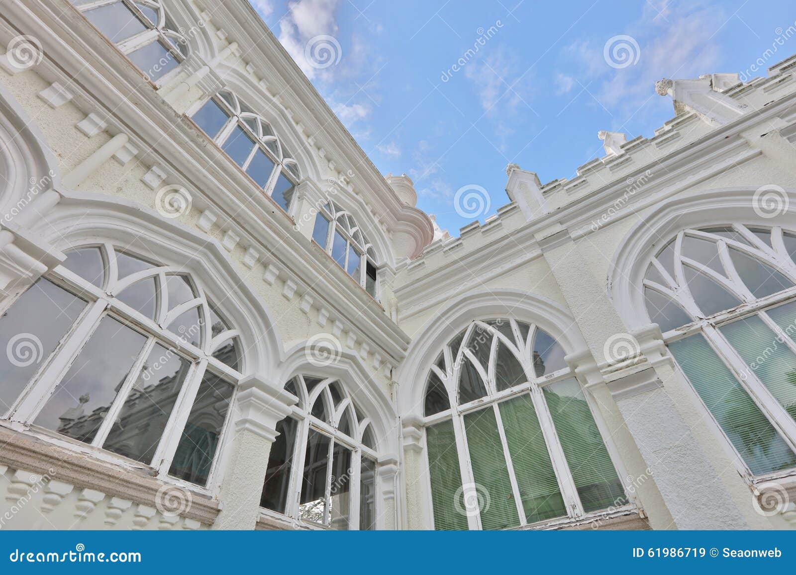 University Hall of HKU stock image. Image of white, outdoors - 61986719