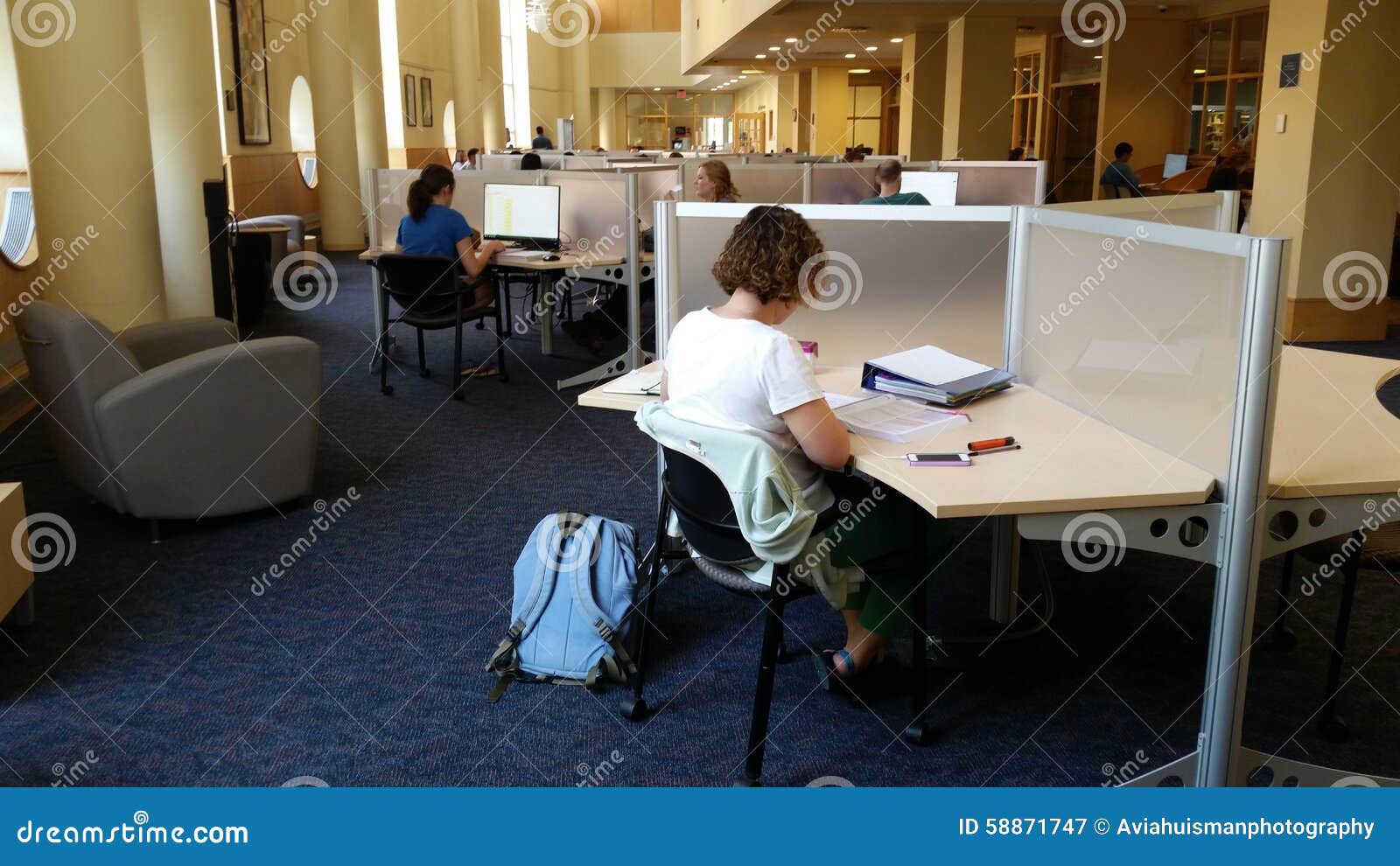 Library Study In British Home With Exposed Beams And Timbers Editorial ...