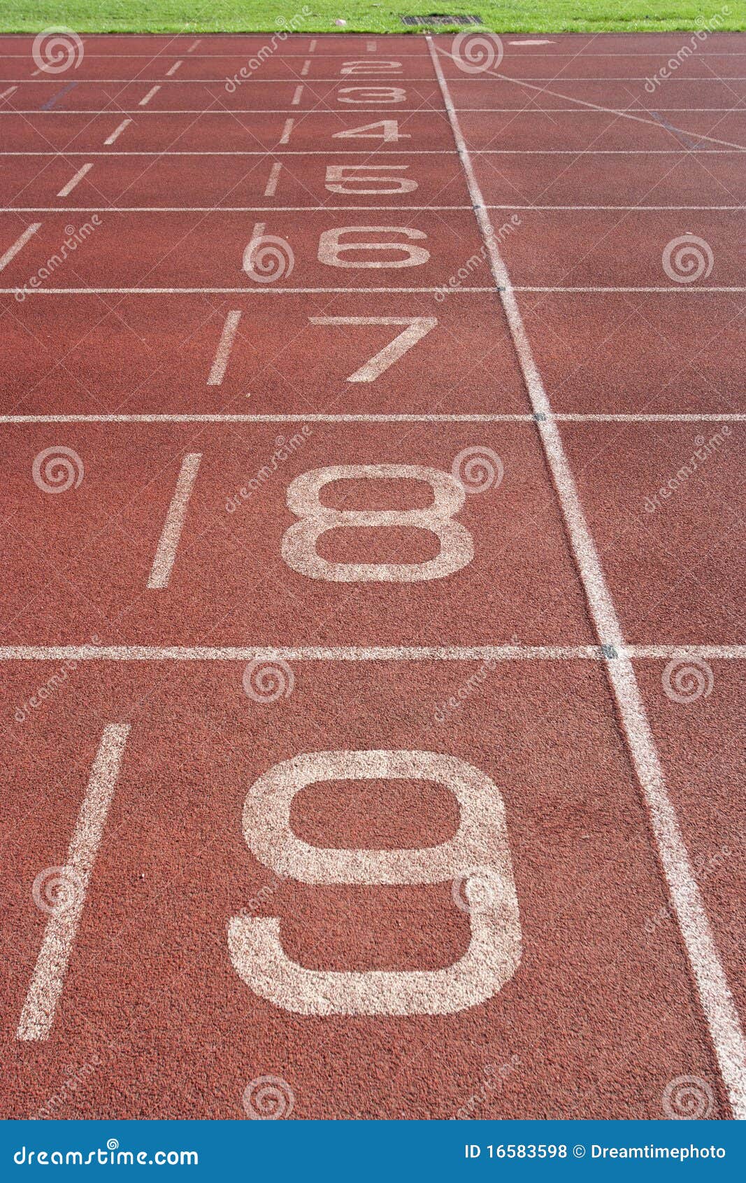 University running track stock photo. Image of countdown - 16583598