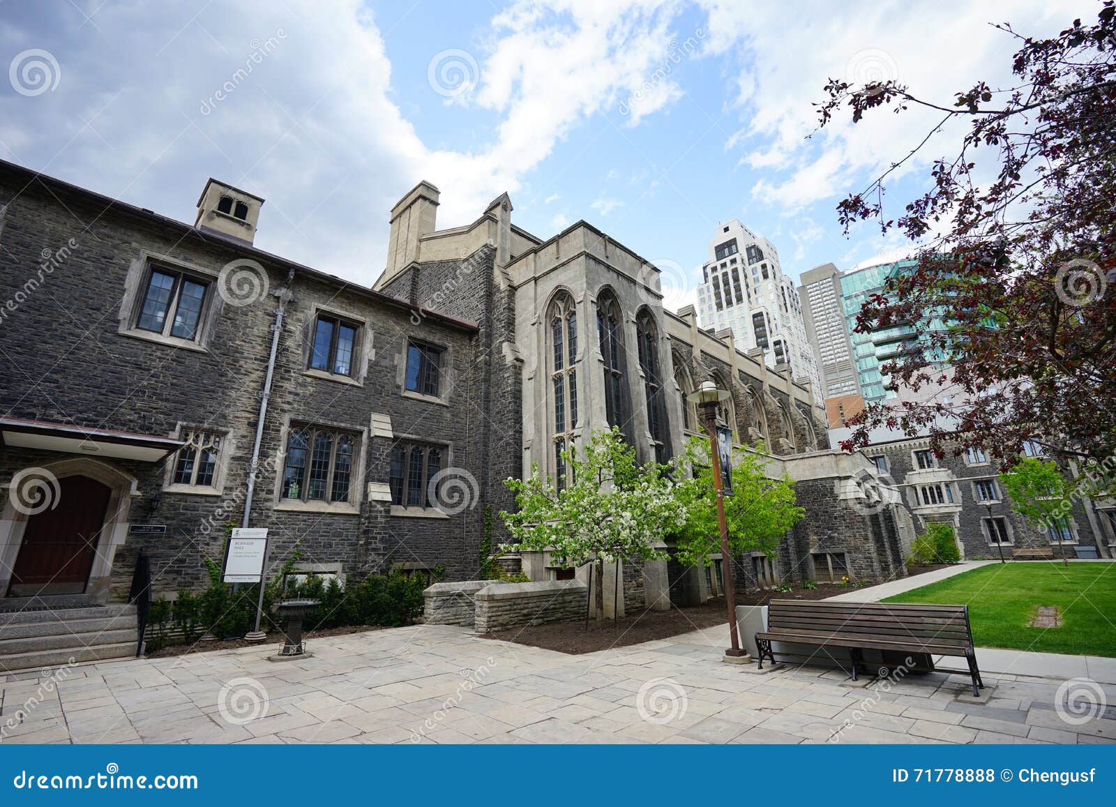 University of Toronto Building Editorial Stock Photo - Image of ...