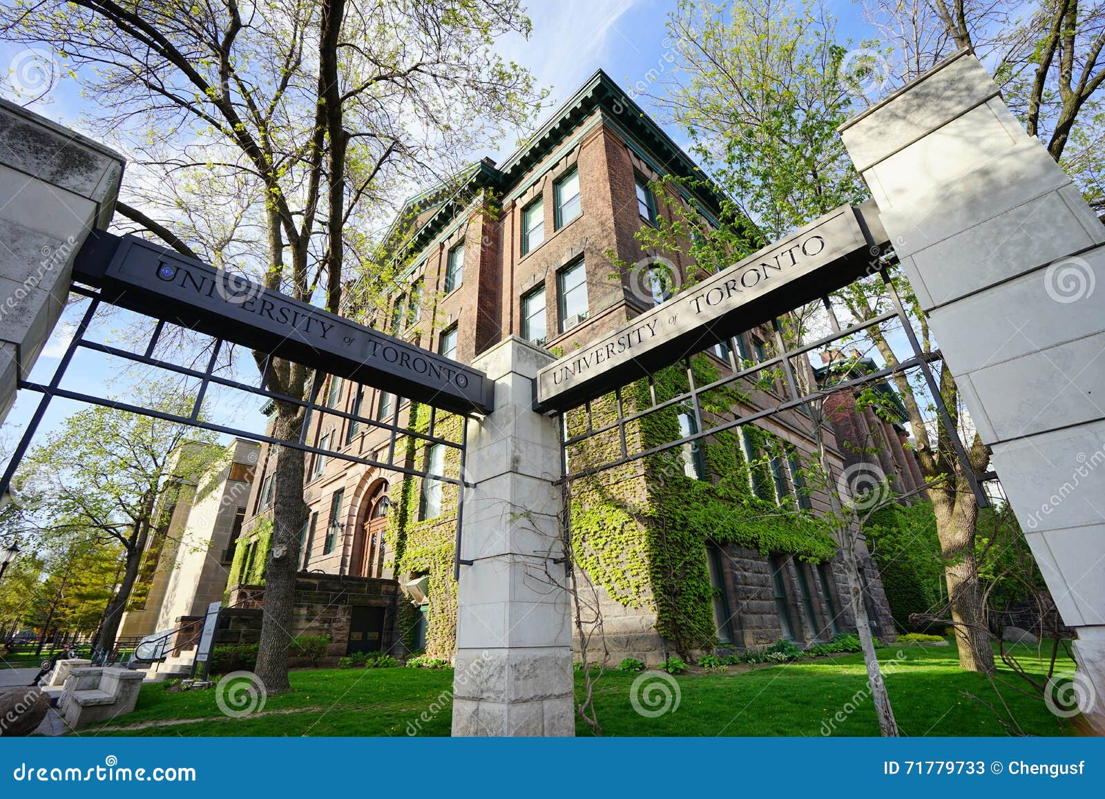 University of Toronto Building Editorial Stock Photo - Image of ...
