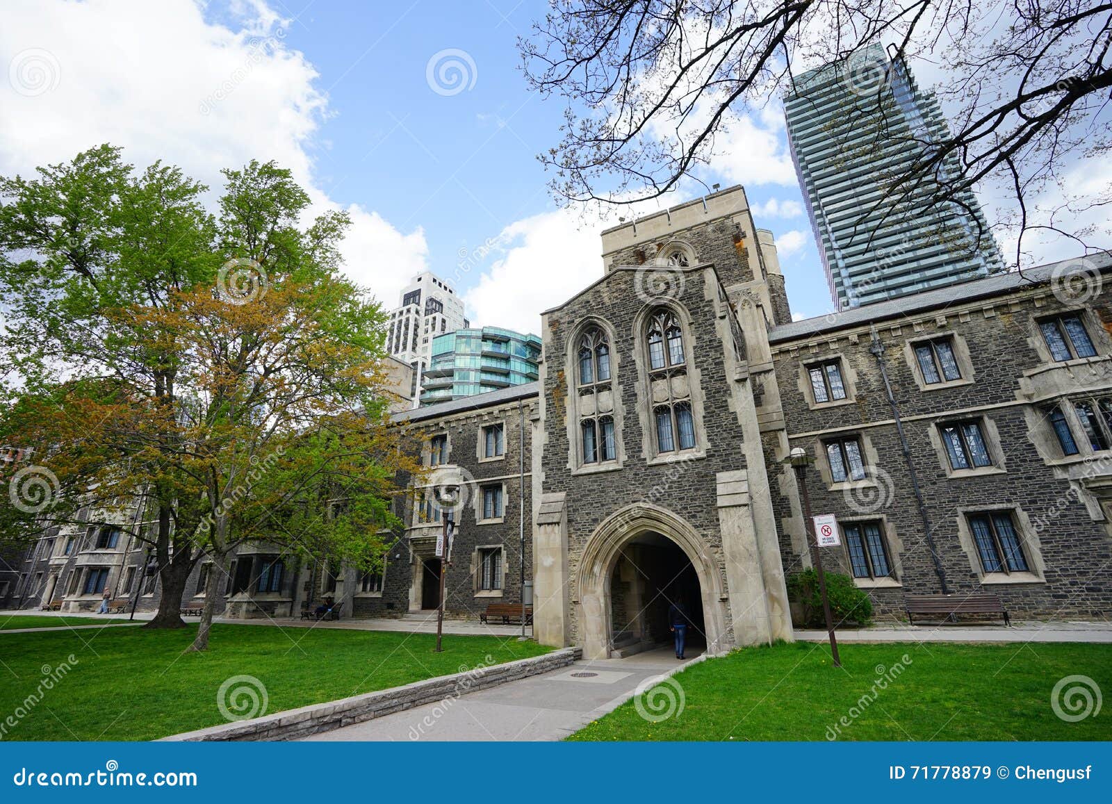 University of Toronto Campus Stock Image - Image of college, america ...