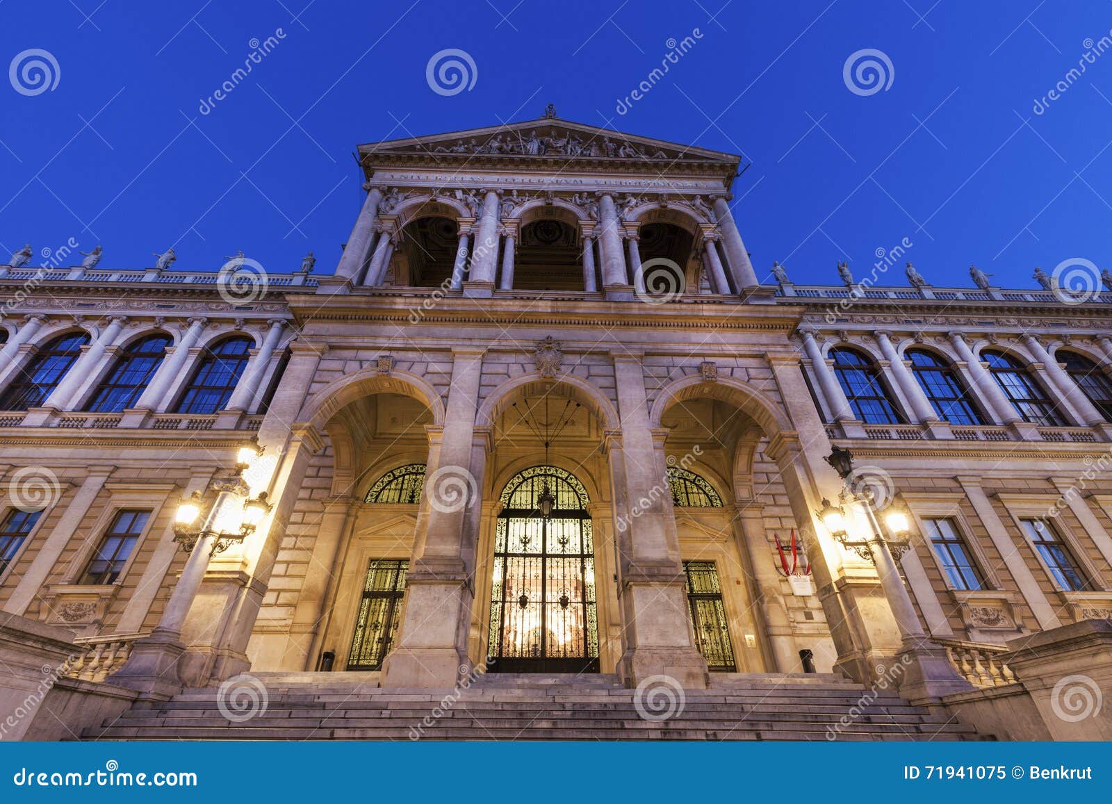 University of Vienna stock image. Image of travel, skyline - 71941075