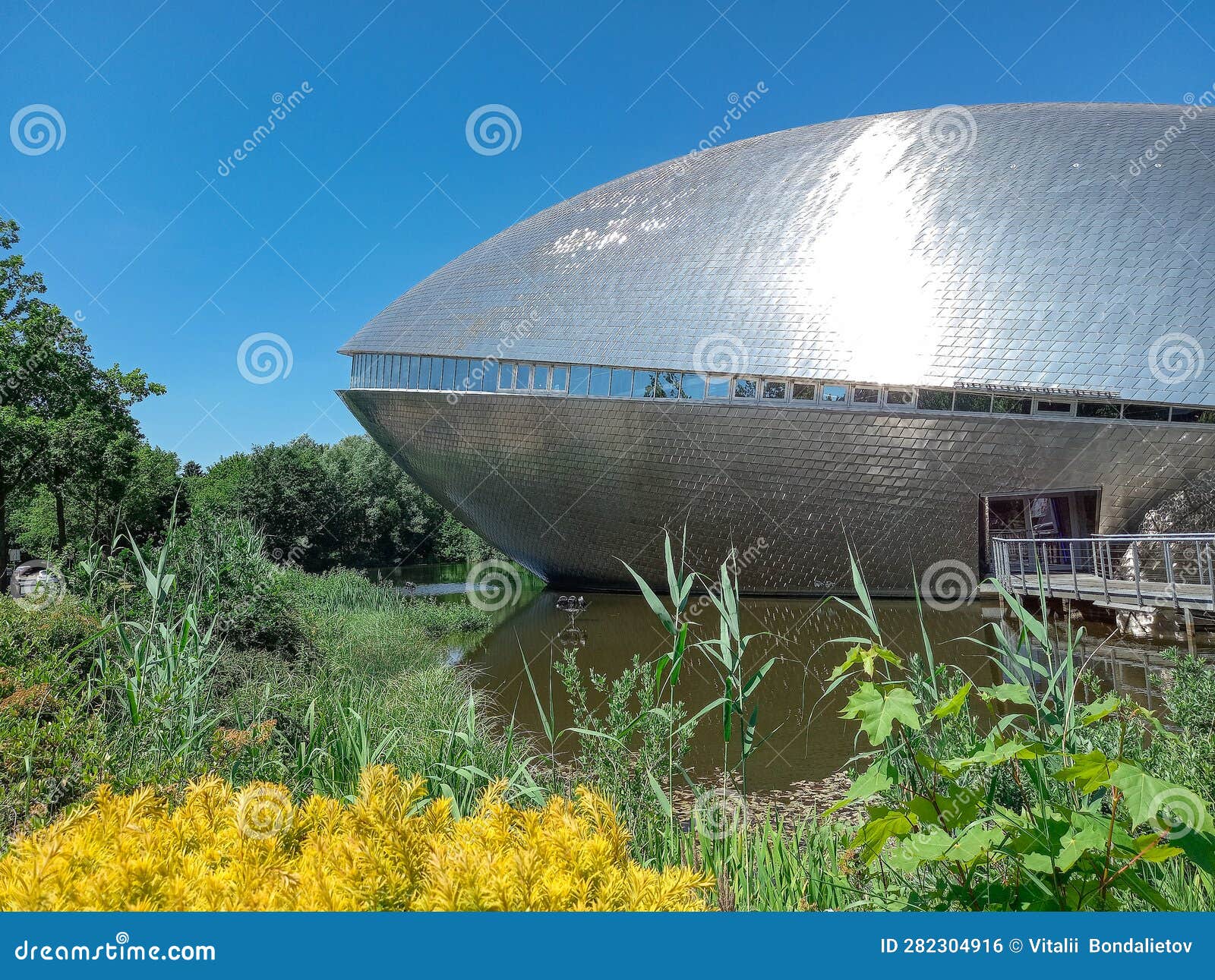 The Universum Science Museum in Bremen Editorial Photo - Image of urban ...