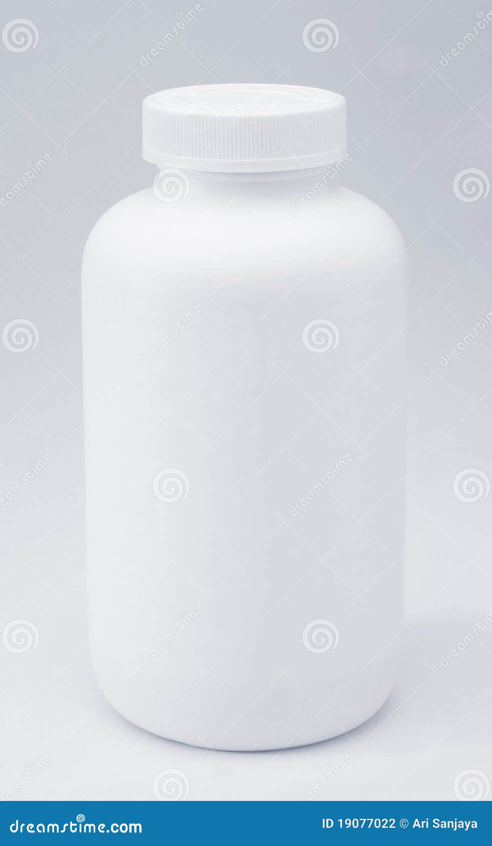 Unlabeled bottle stock photo. Image of moisturizer, bottle - 19077022