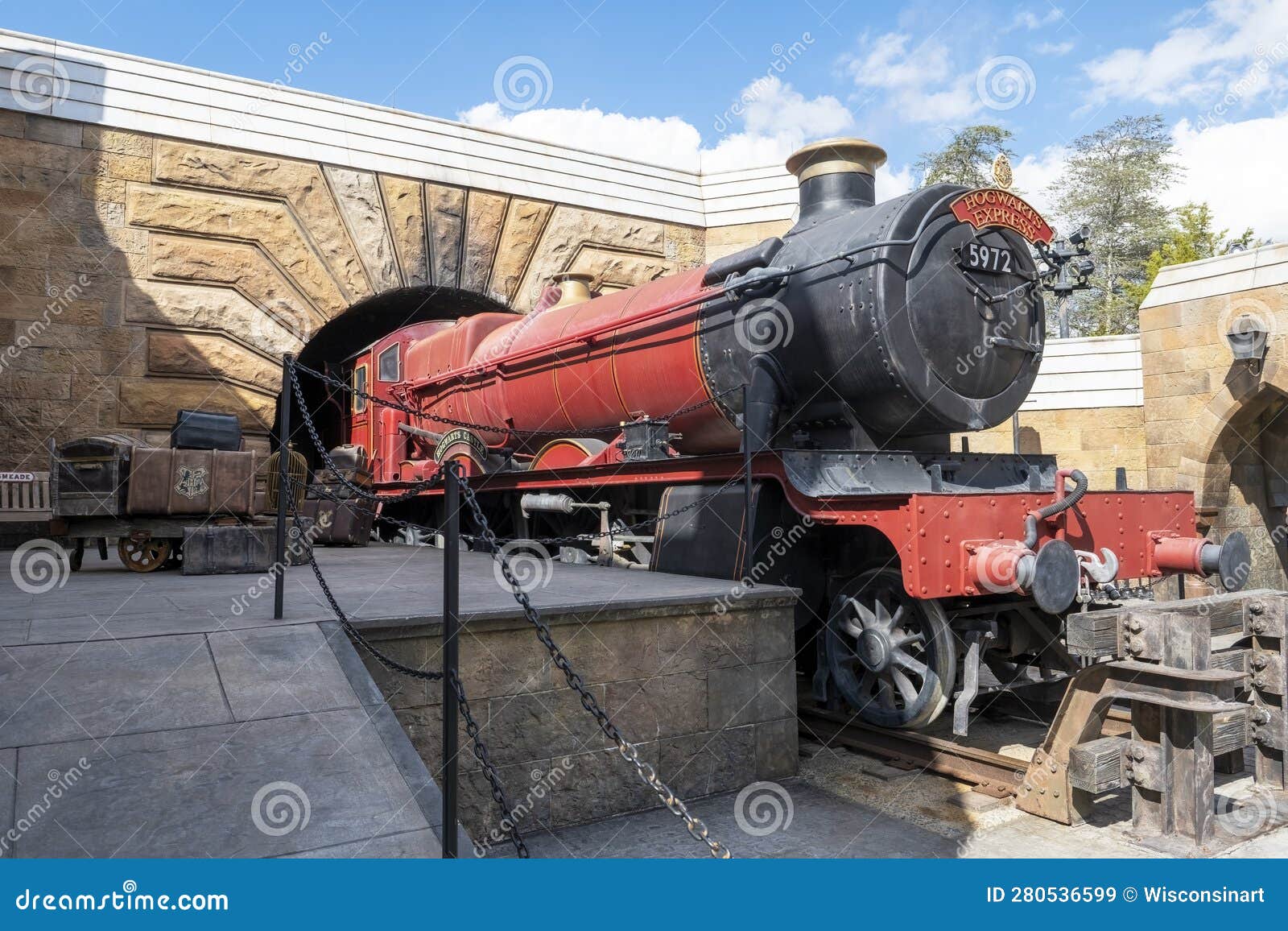 Unniversal Studios, Hogsmeade Train Station Editorial Stock Image ...