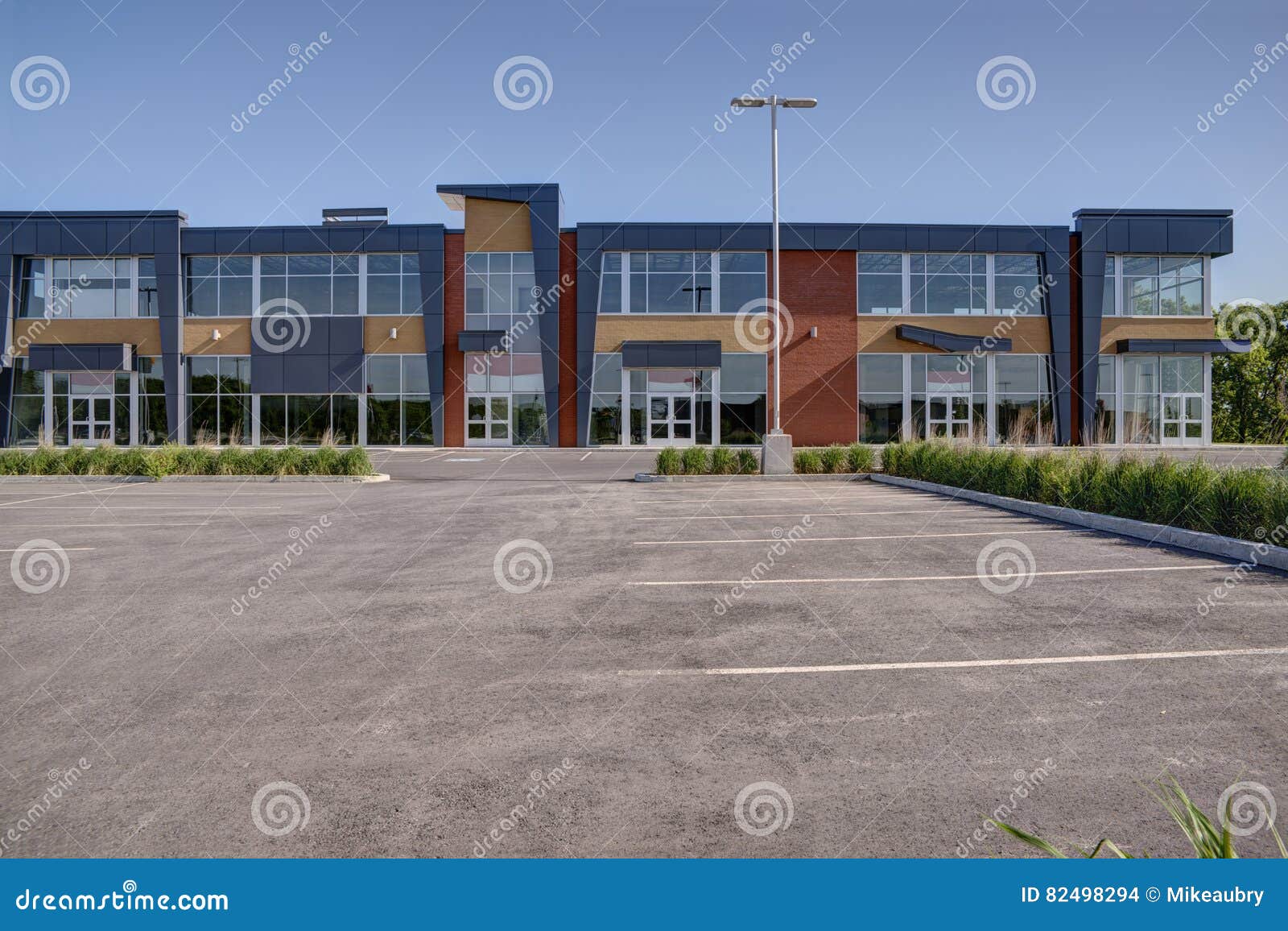 Unoccupied Generic Store Front Stock Photo - Image of unoccupied ...