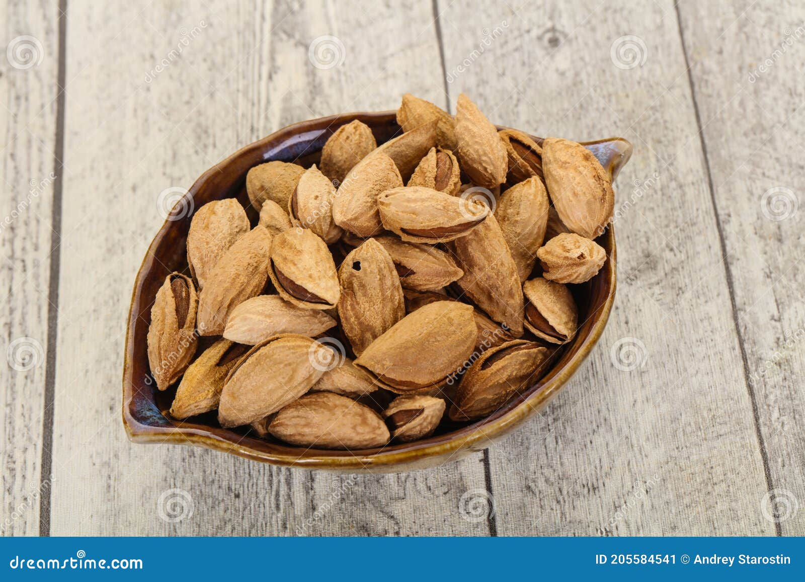 Unpeeled Almonds nuts stock image. Image of brown, healthy - 205584541