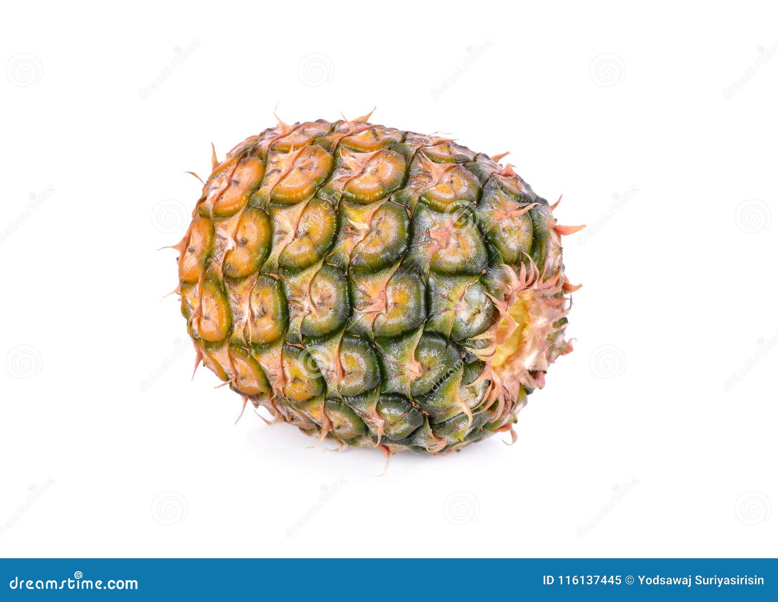 Unpeeled Verse Ananas Op Witte Achtergrond Stock Afbeelding - Image of ...