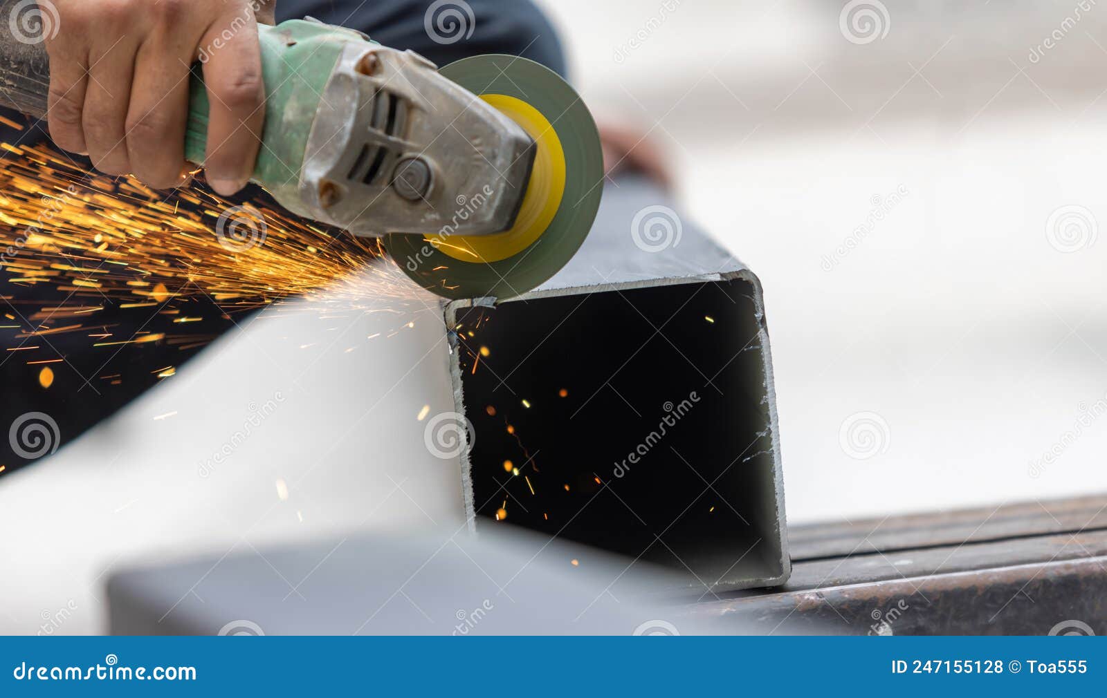 Unsafe on Protection of Construction Worker while Use Grinder Machine ...