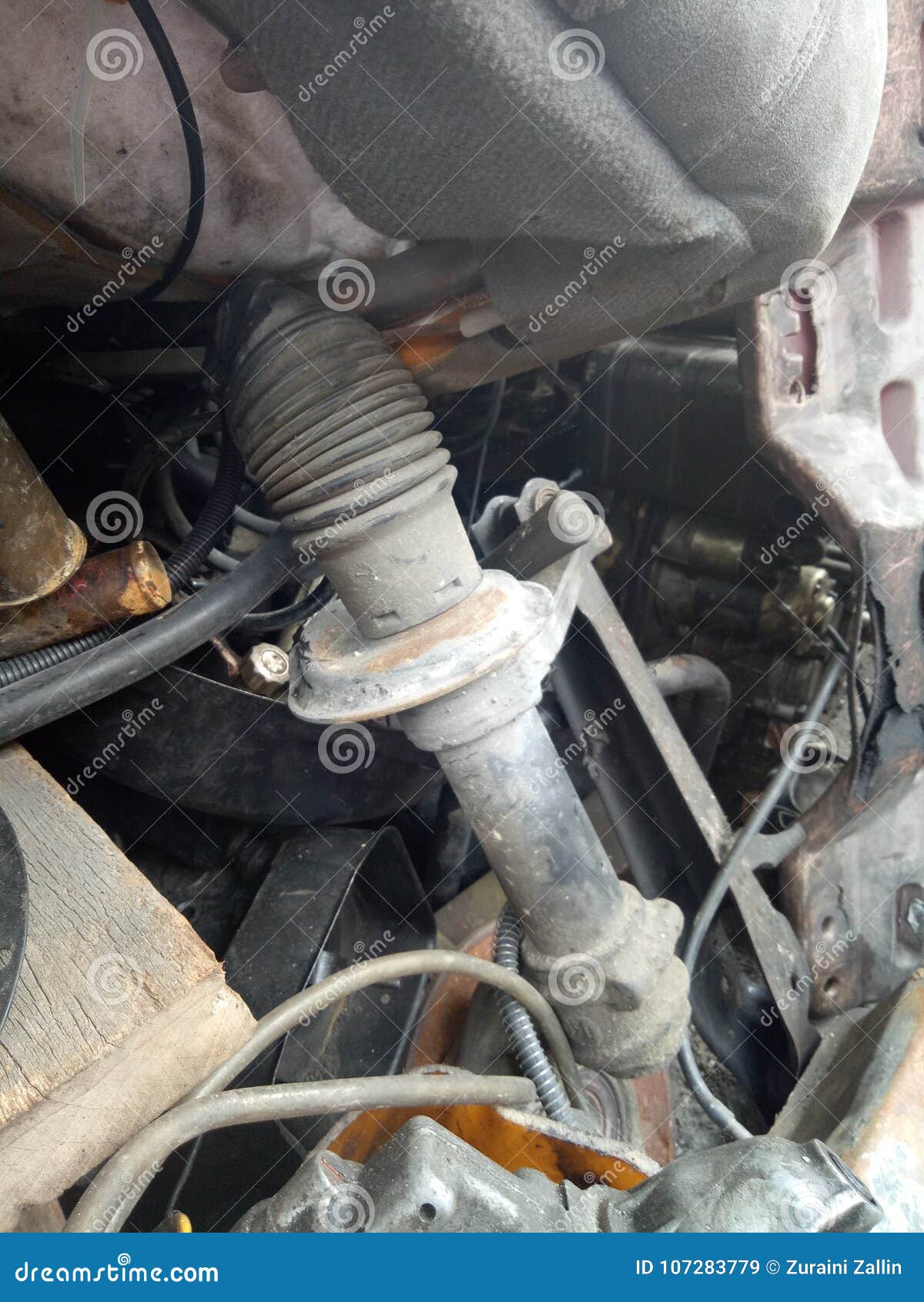 Car compartment editorial stock image. Image of workshop - 107283779