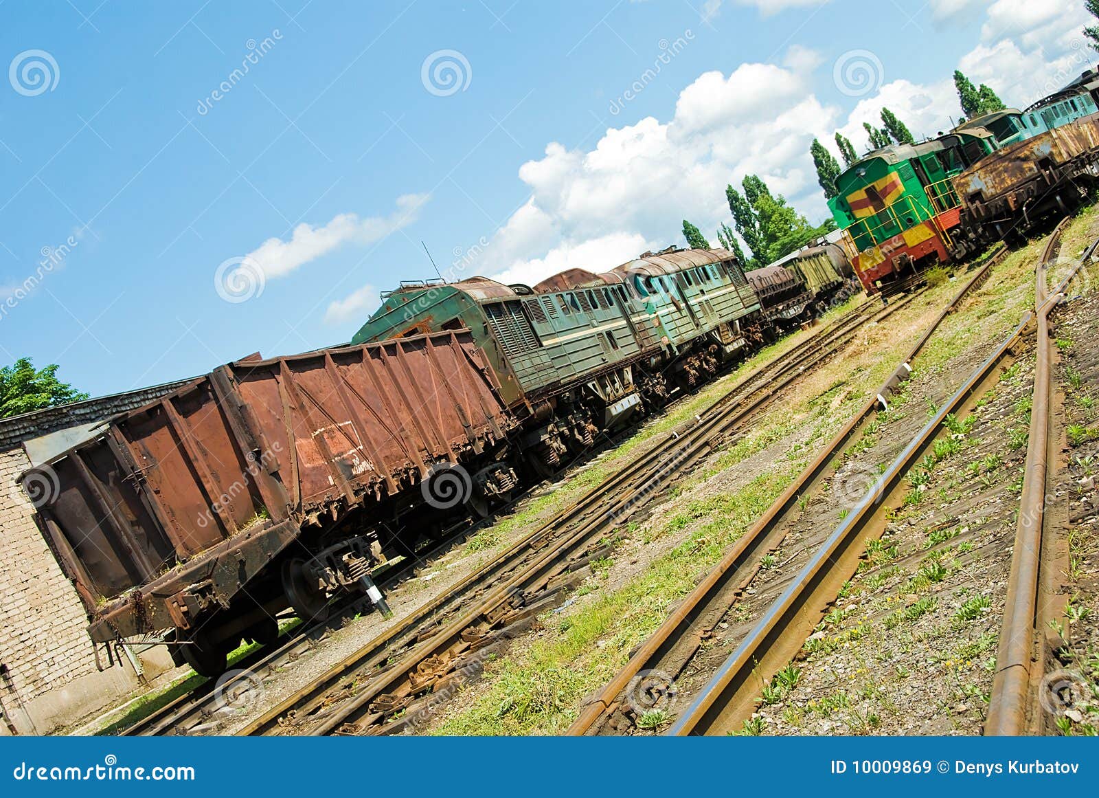 Unserviceable trains stock image. Image of repair, trade - 10009869