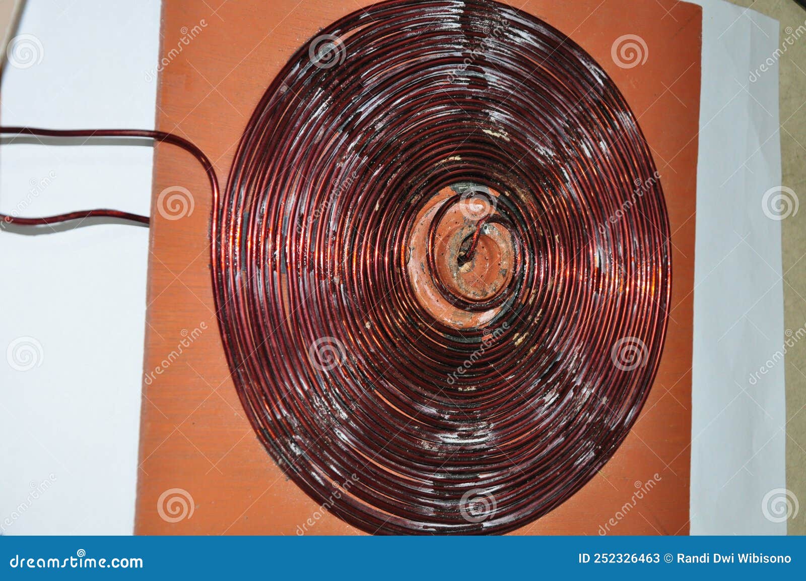 Unshielded Copper Wire is Coiled in a Spiral To Form a Disc Stock Image ...