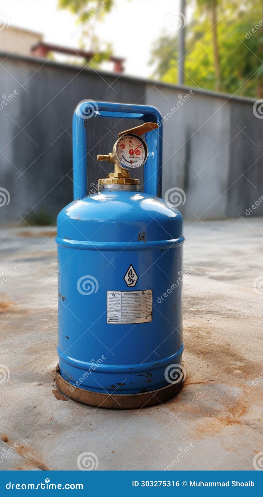 Unused Blue LPG Cylinder in a State of Dormancy Stock Illustration ...