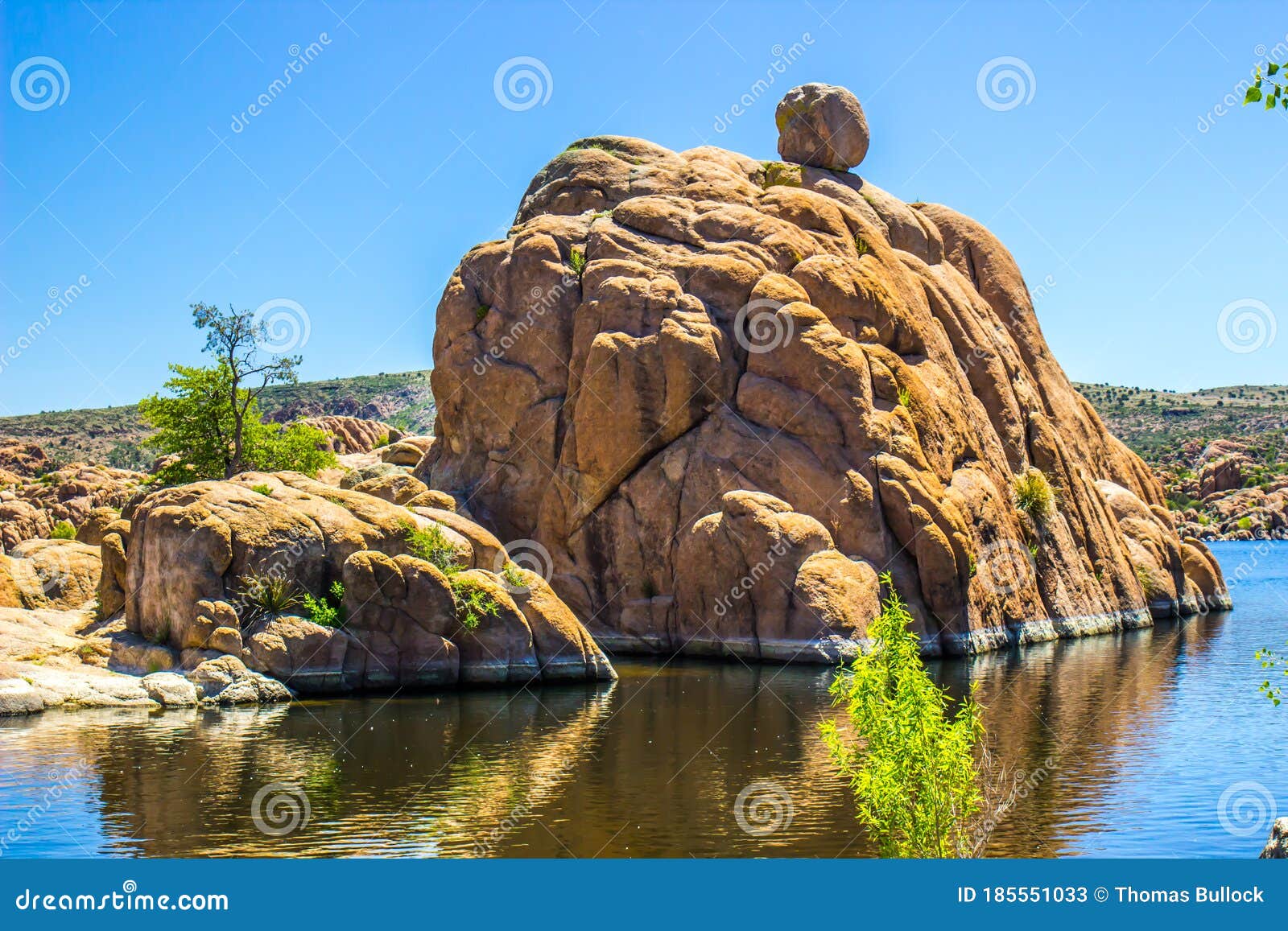 Unique Rock Formation Island in Mountain Lake Stock Image - Image of ...