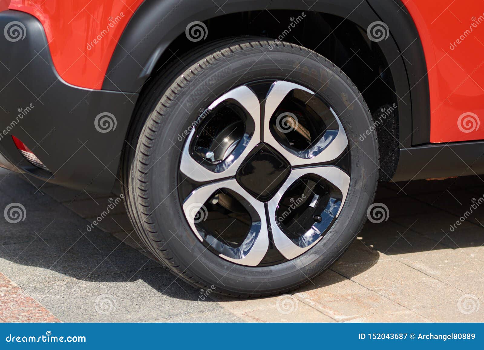 Unusual wheel, new a car stock image. Image of drive - 152043687