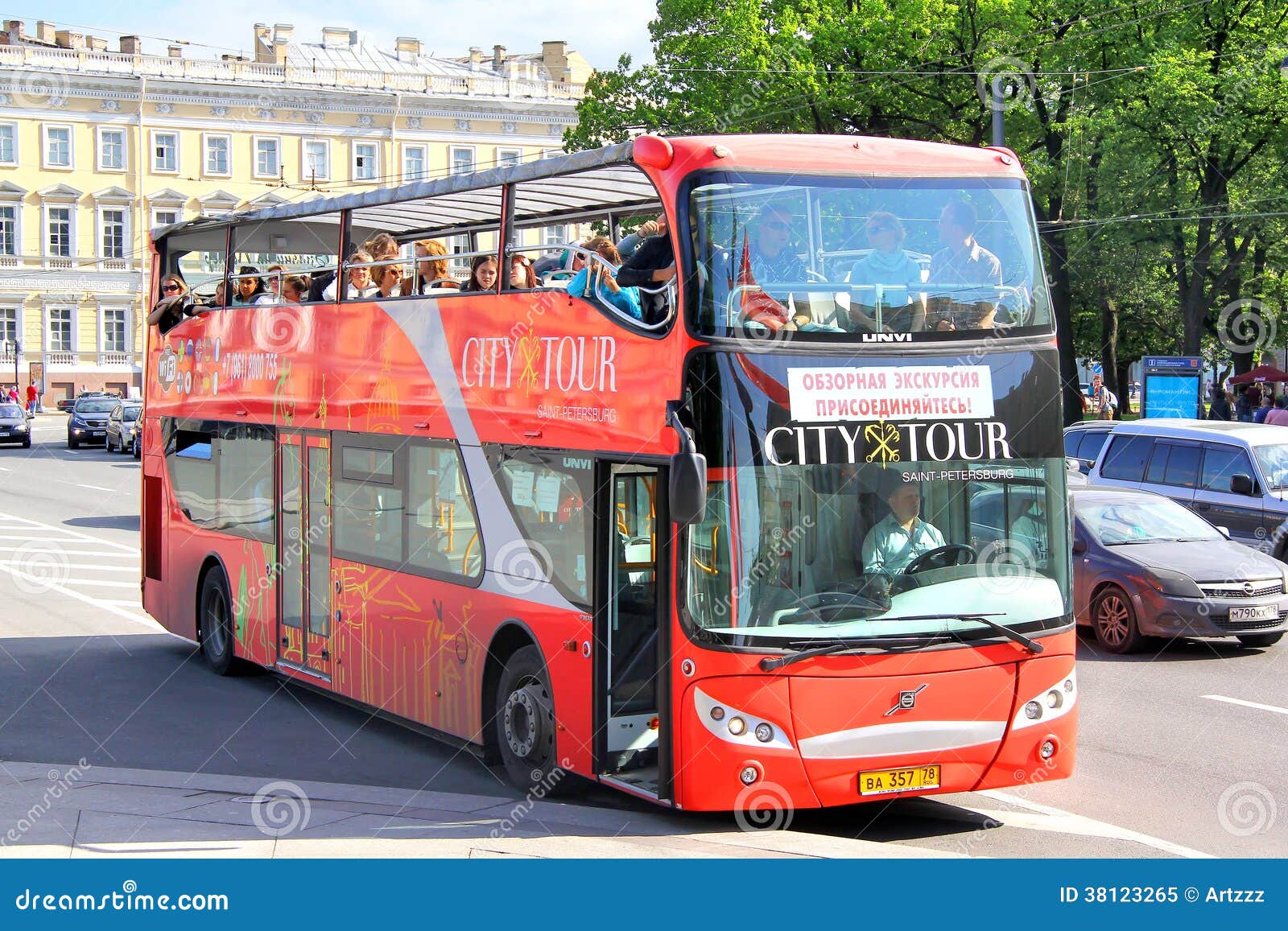 UNVI Urbis editorial image. Image of european, conveyances - 38123265