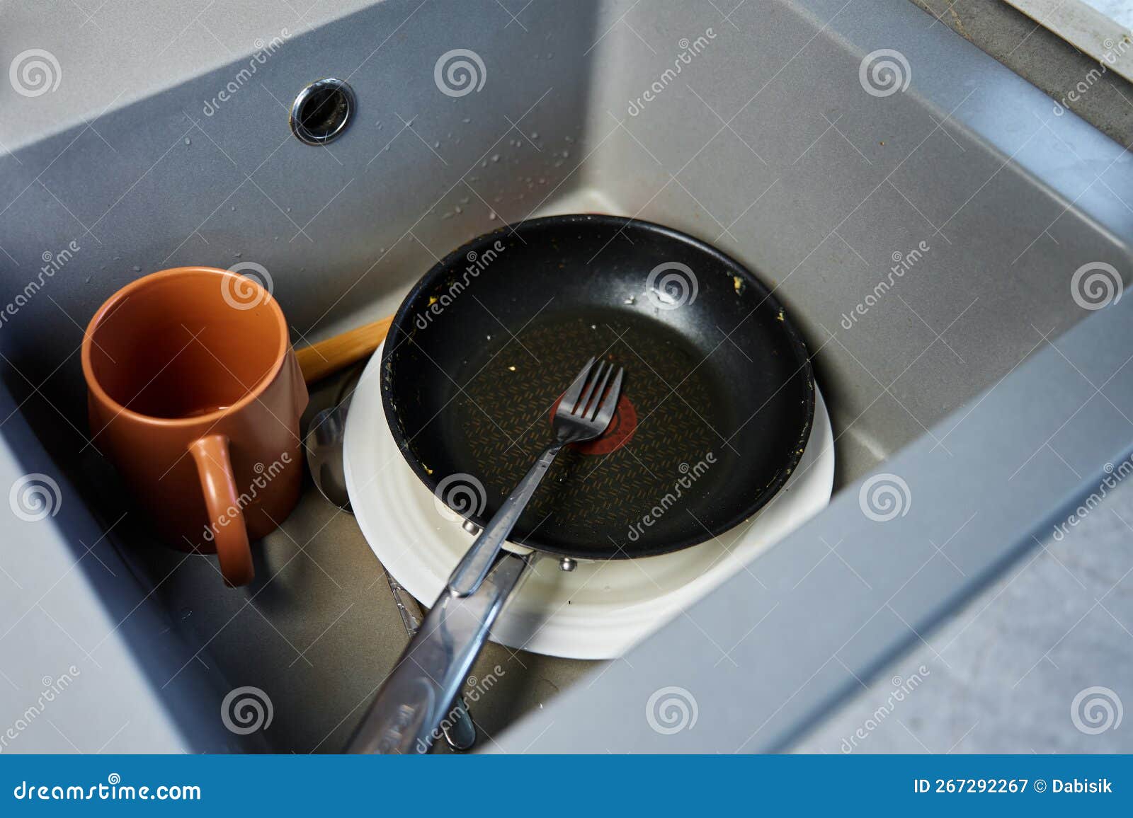 Unwashed Dirty Dishes in Kitchen Sink Stock Image - Image of dishware ... Unwashed Dirty Dishes in Kitchen Sink Stock Image - Image of dishware ...