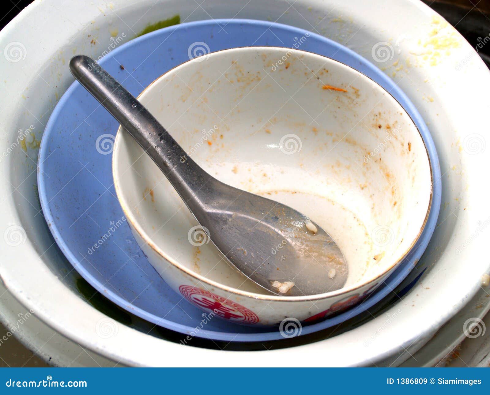Unwashed dishes 3 stock image. Image of used, plate, kitchen - 1386809