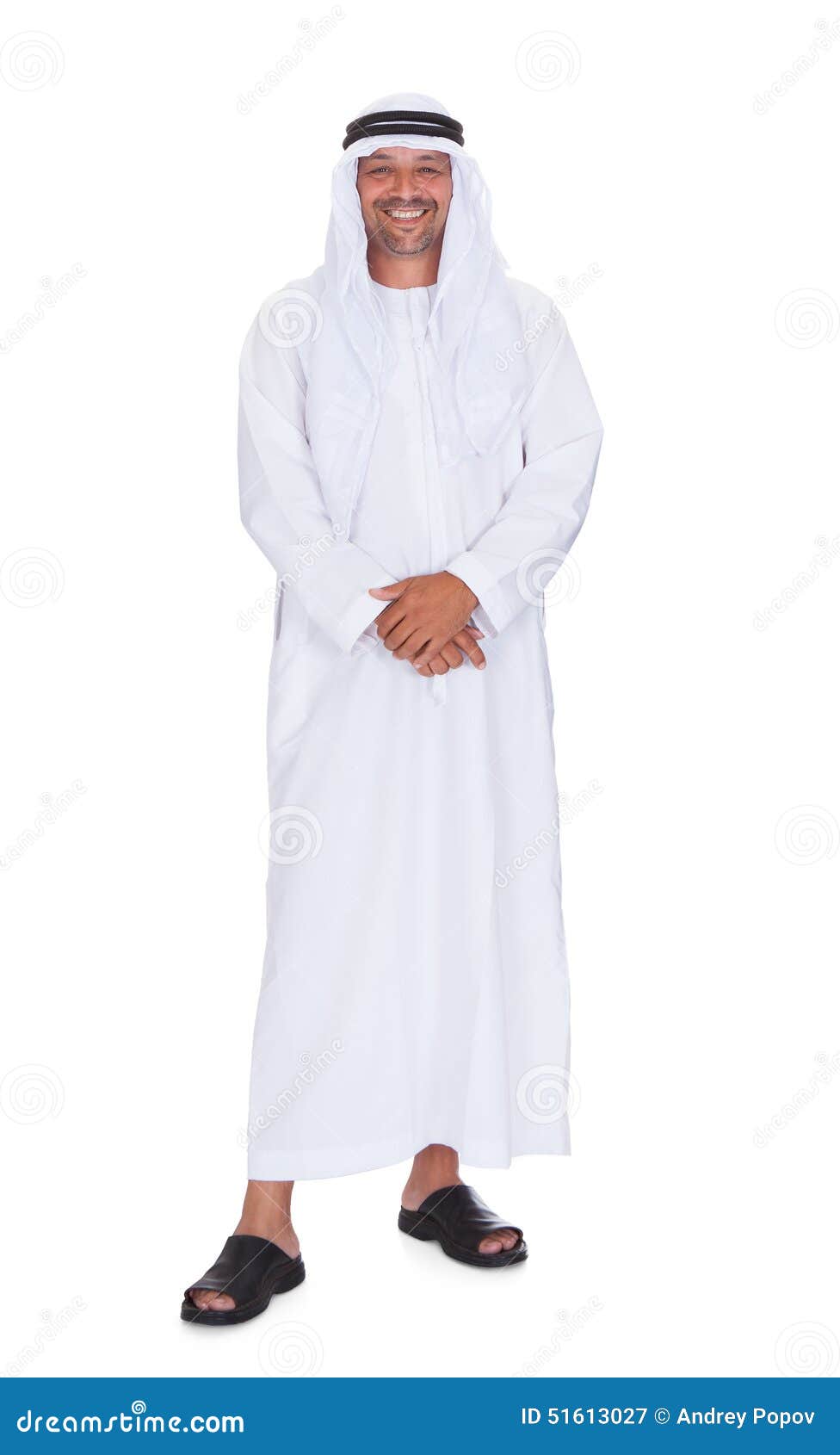 Uomo Arabo Sorridente Che Controlla Fondo Bianco Immagine Stock ...