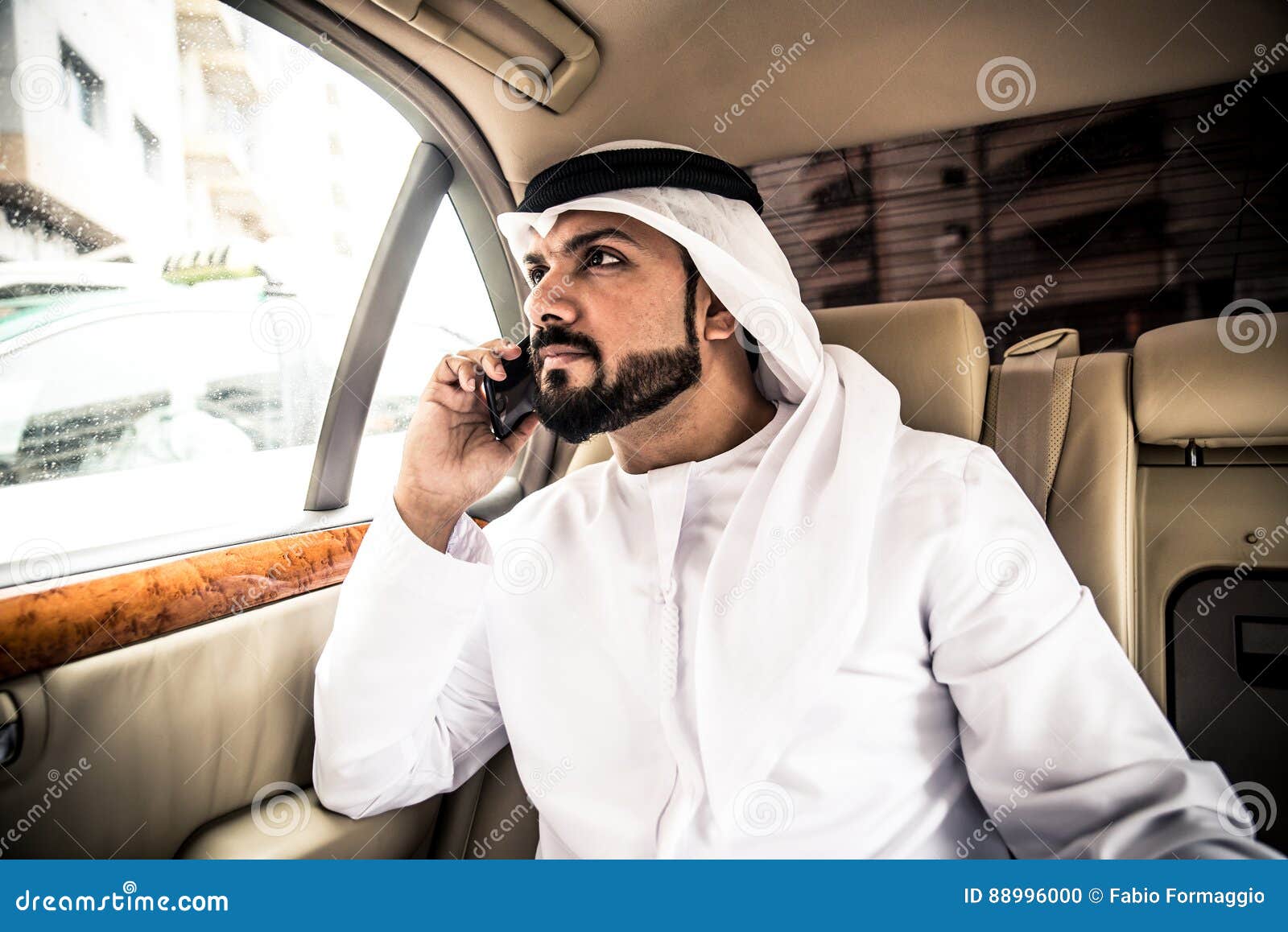 Uomo Arabo in Sua Automobile Fotografia Stock - Immagine di orientale ...