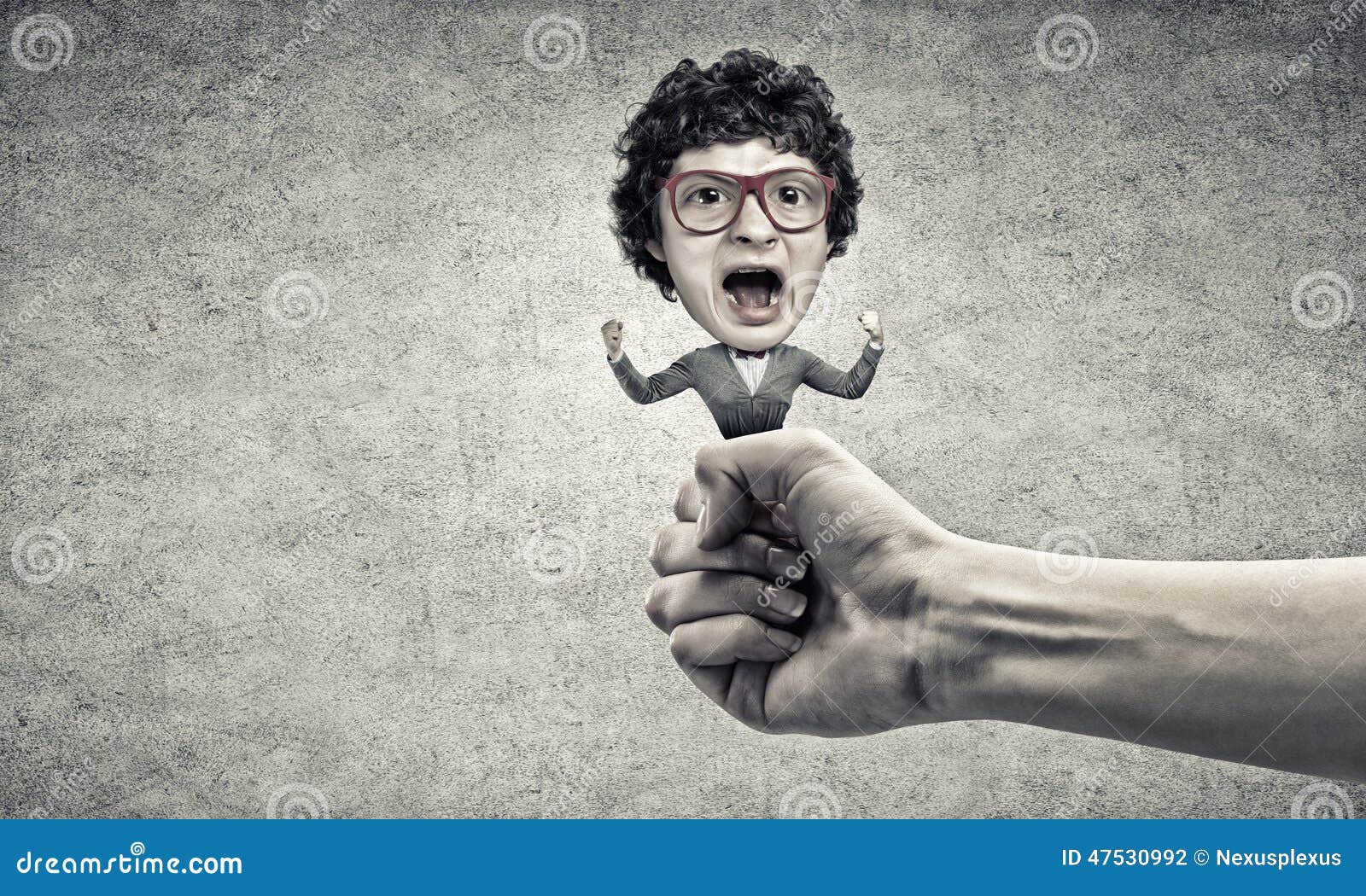 Uomo con la grande testa fotografia stock. Immagine di divertente ...