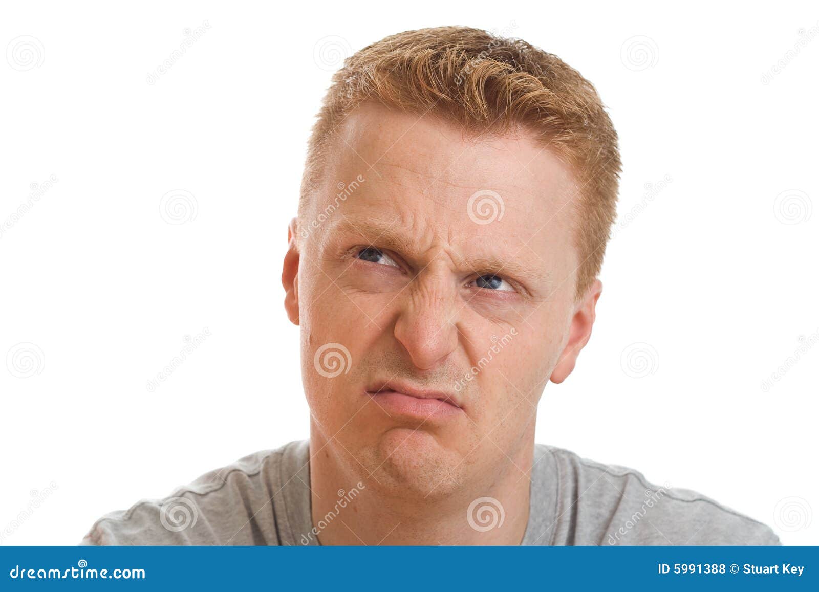 Uomo contrariato fotografia stock. Immagine di attraente - 5991388