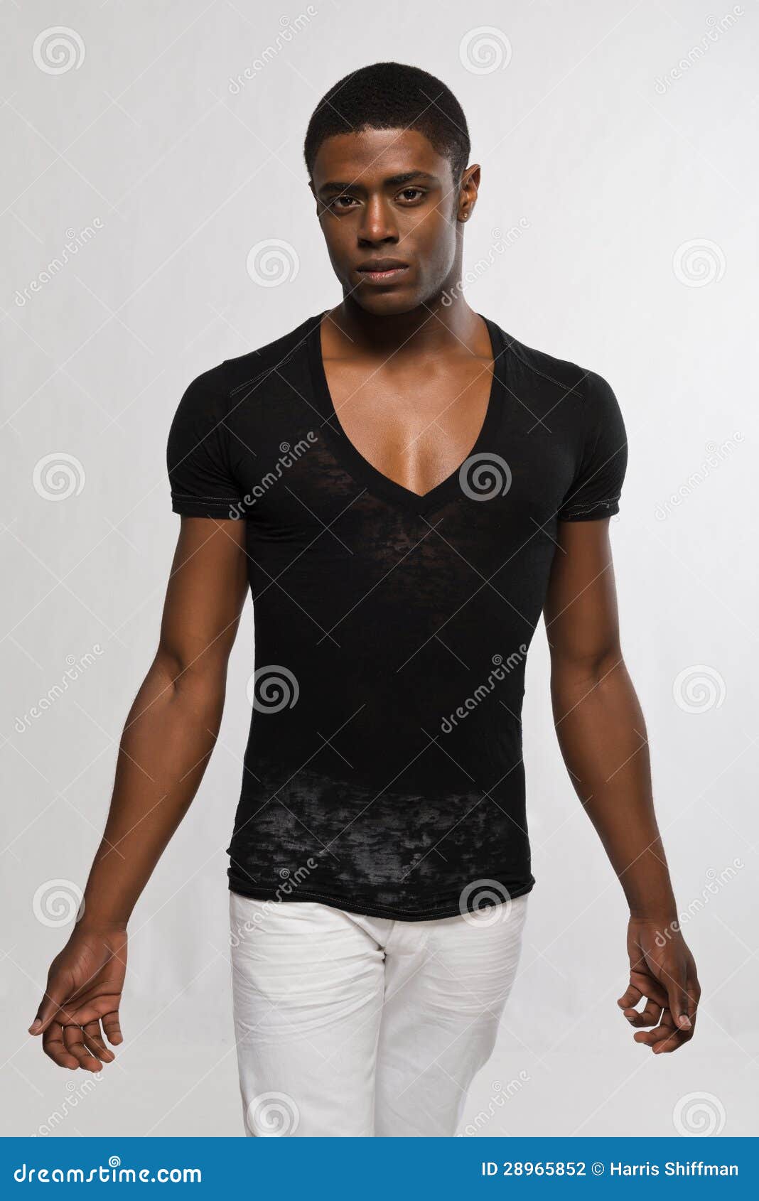 Uomo di colore fotografia stock. Immagine di serio, giovane - 28965852