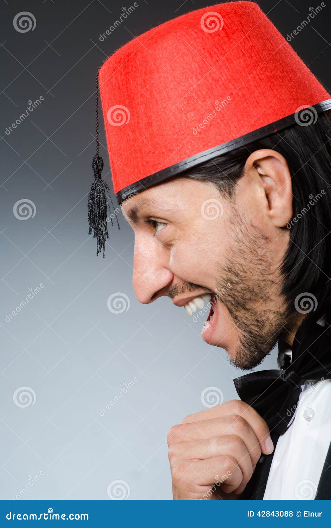 Uomo Nel Turco Tradizionale Fotografia Stock - Immagine di cappello ...