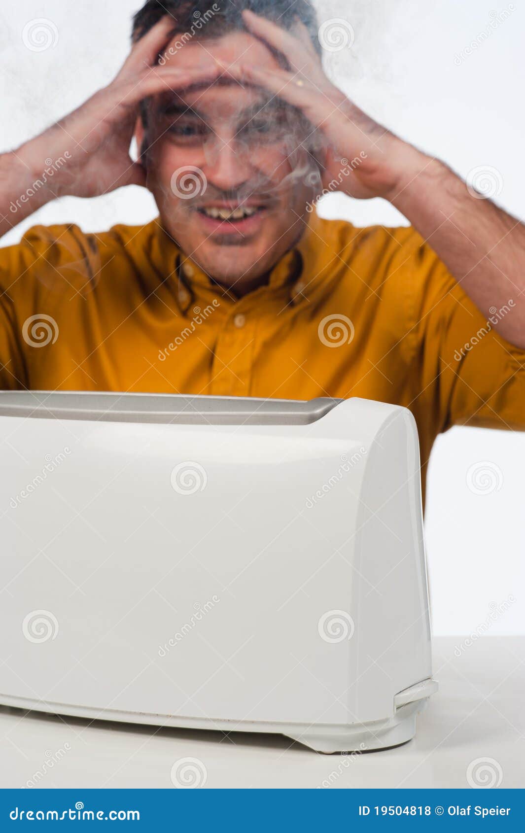 Uomo stupido fotografia stock. Immagine di impacciato - 19504818