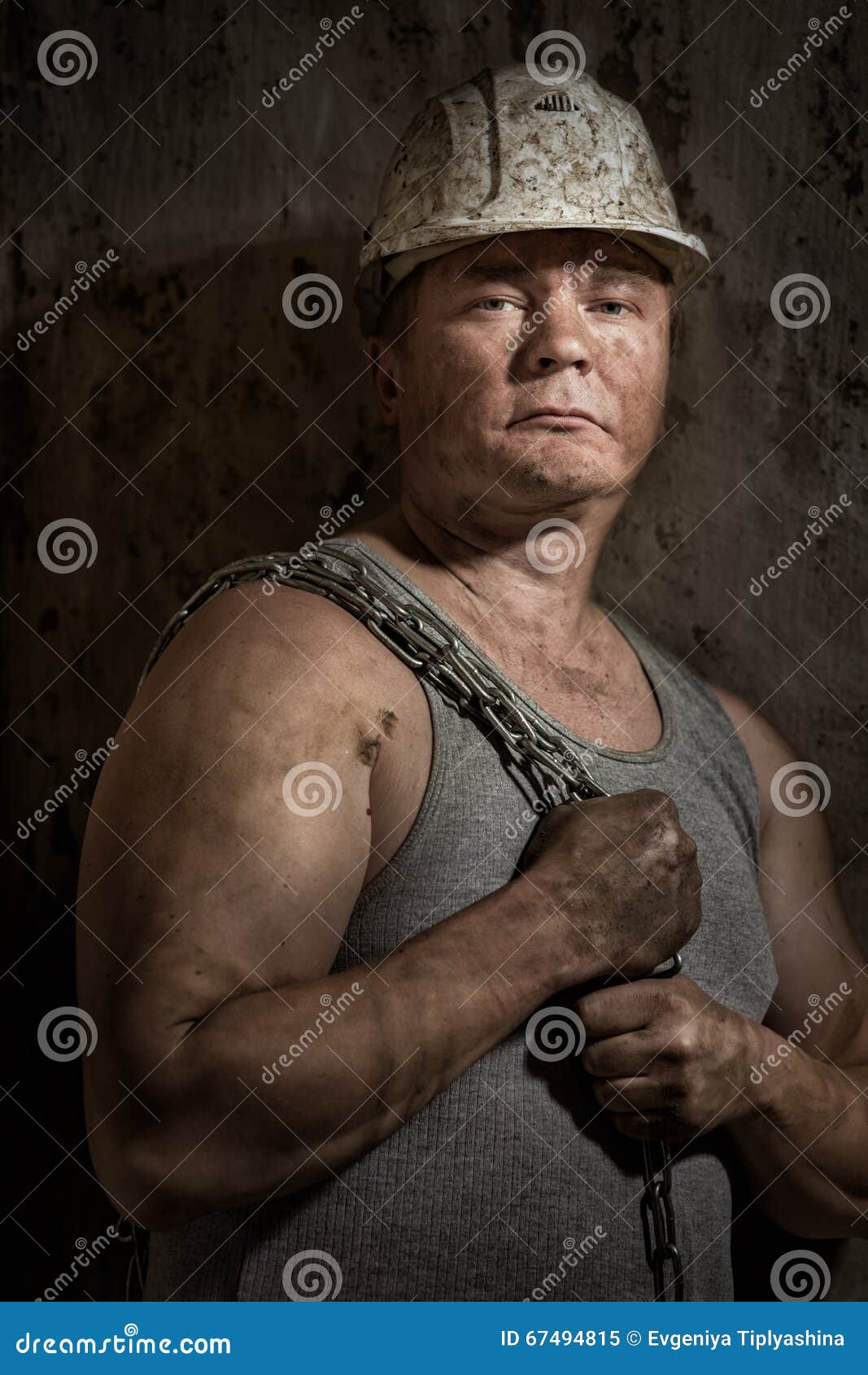 Uomo in Un Minatore Del Casco Immagine Stock - Immagine di maschio ...