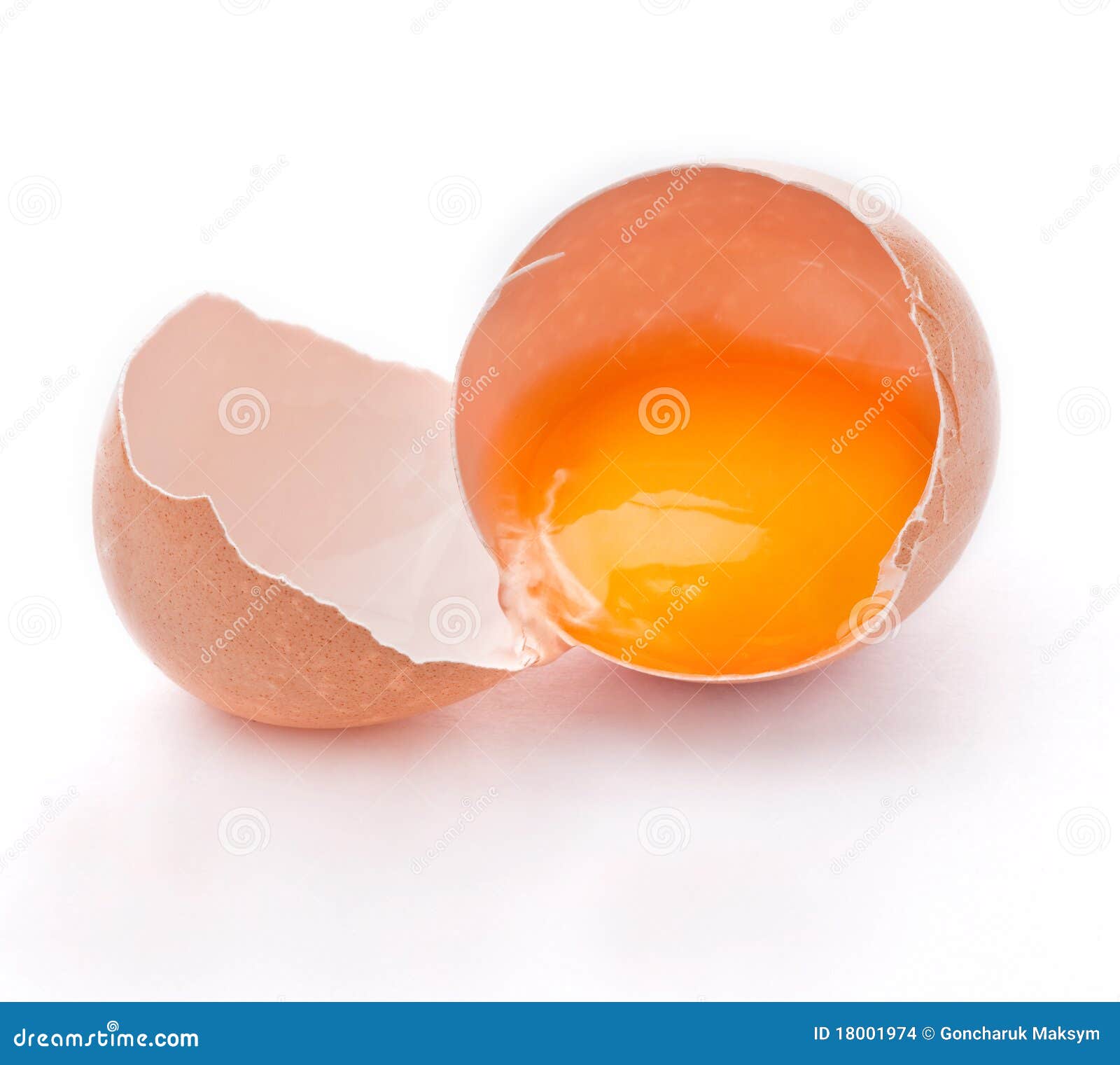 Uovo rotto fotografia stock. Immagine di crepa, incrinato - 18001974