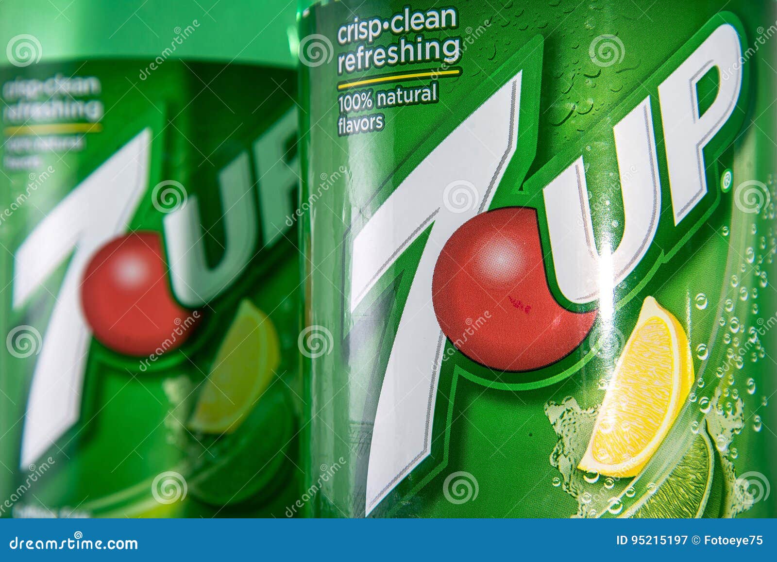 7-up 2 liter bottle editorial photography. Image of background - 95215197