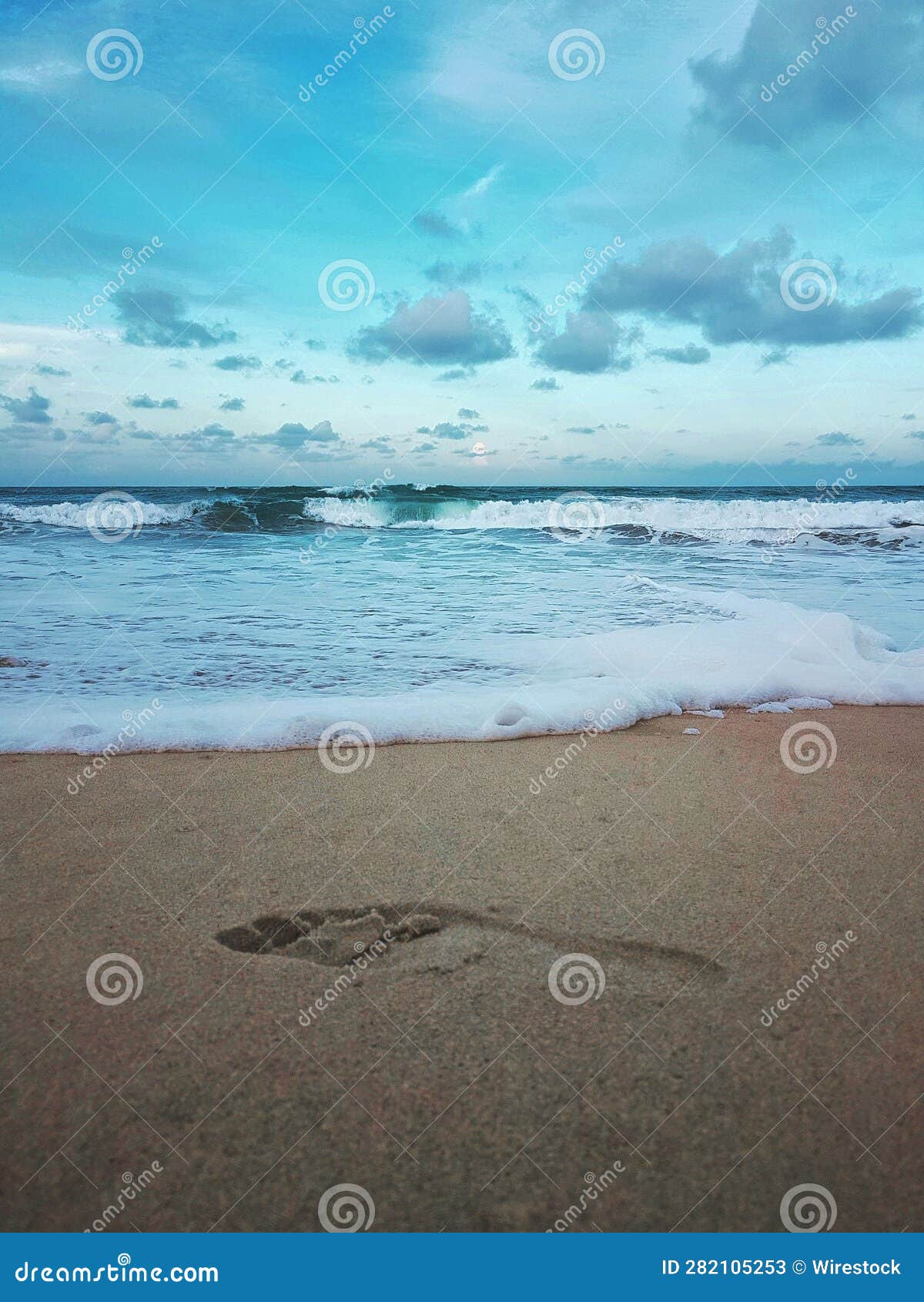 Up of a Single Human Footprint in the Sand on the Beach Stock Image ...