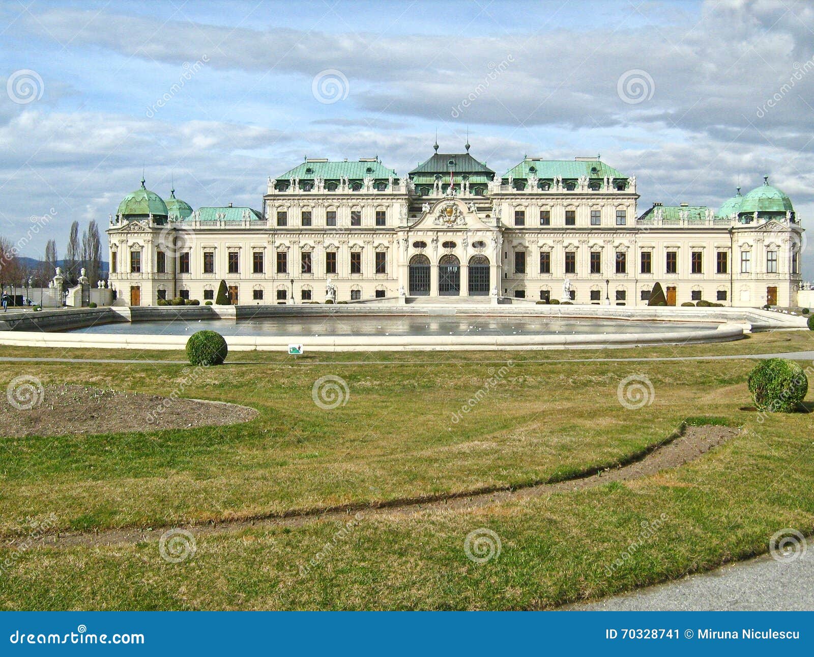 Upper Belvedere, Vienna, Austria Editorial Photo - Image of blue ...
