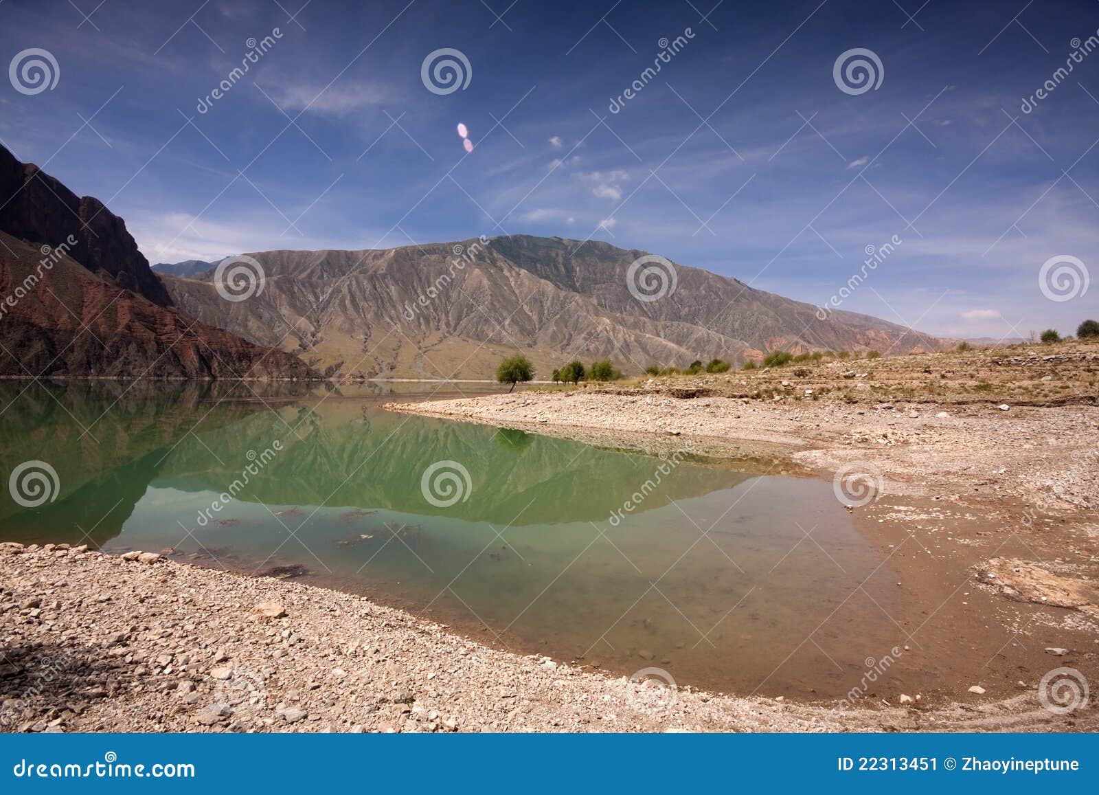 The Upper Reaches of Yellow River Stock Image - Image of park, falls ...