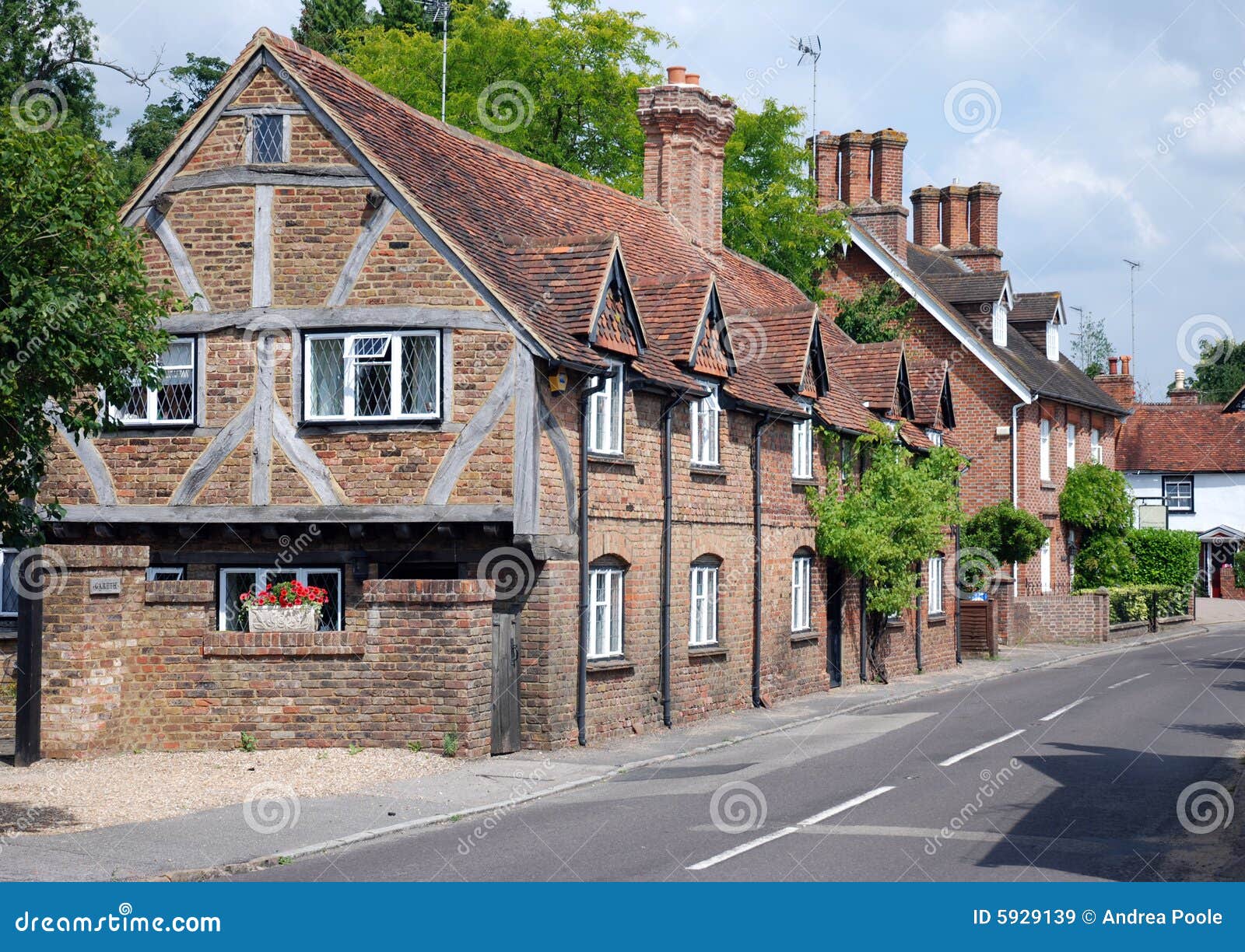 Upper Street, Shere stock image. Image of home, estate - 5929139