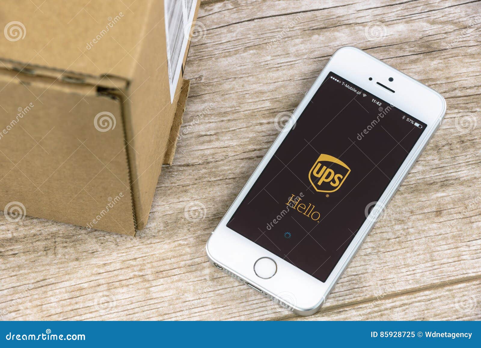 UPS-APP auf iPhone redaktionelles bild. Bild von zeichen - 85928725