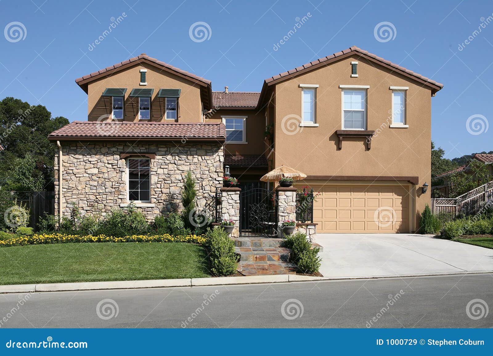 Upscale Home stock image. Image of fence, luxury, investment - 1000729