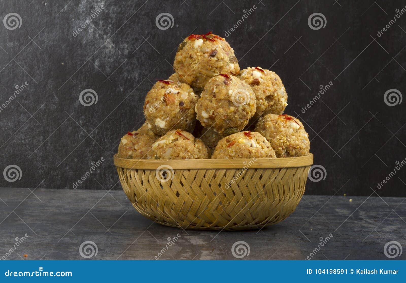 Urad Dal Laddu imagen de archivo. Imagen de indio, celebre - 104198591