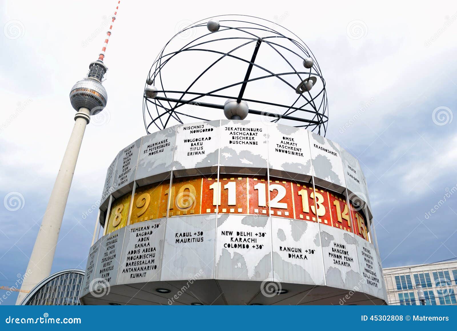 Urania Weltzeituhr redaktionell arkivfoto. Bild av klocka - 45302808