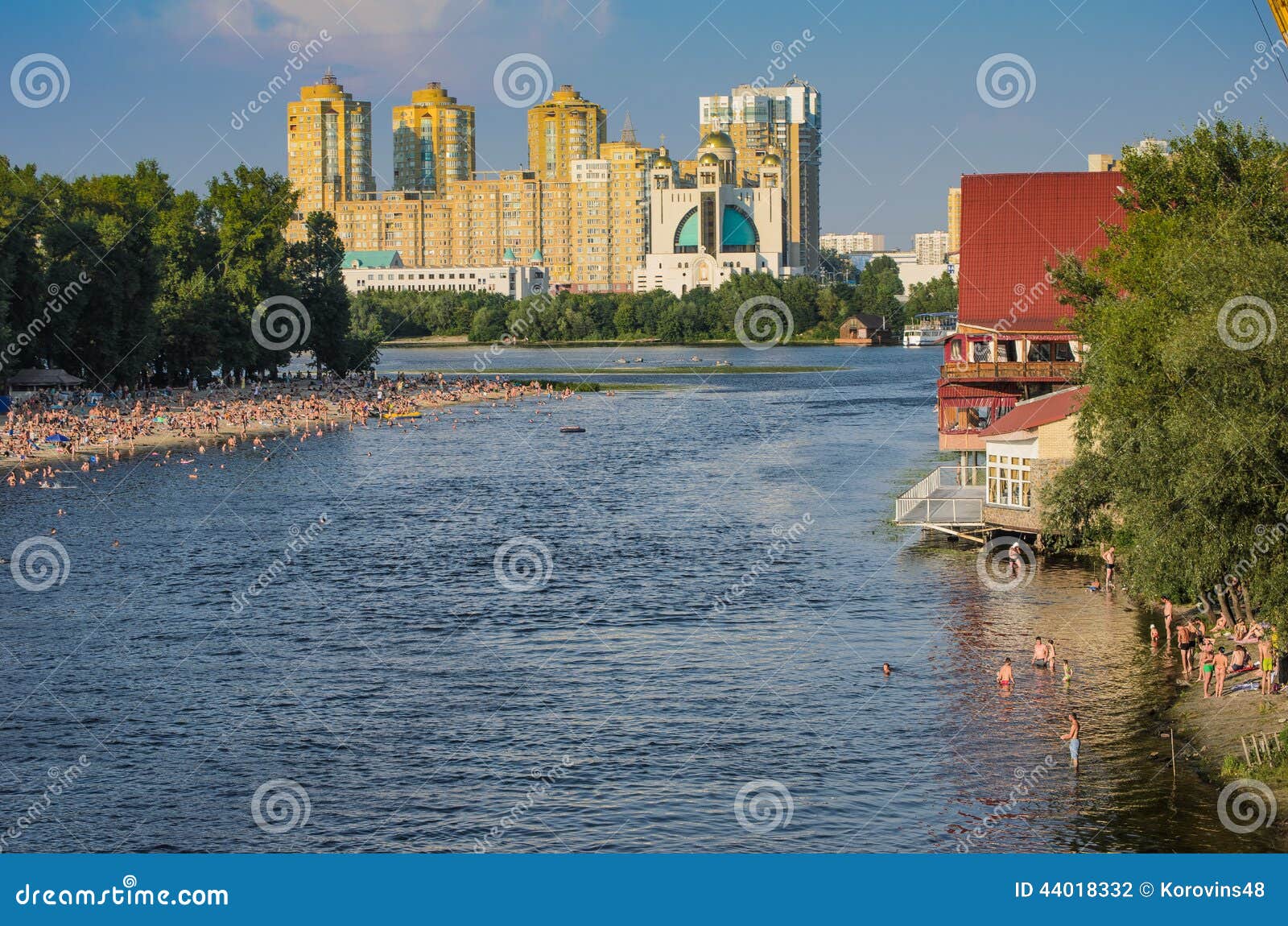 Urban beach editorial photography. Image of reflection - 44018332