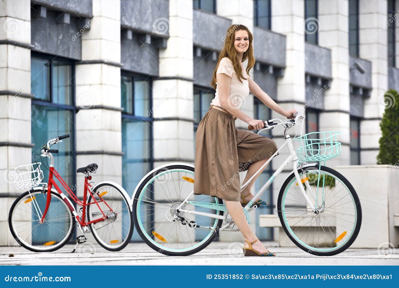 Urban bicycle ride stock photo. Image of resolute, city - 25351852