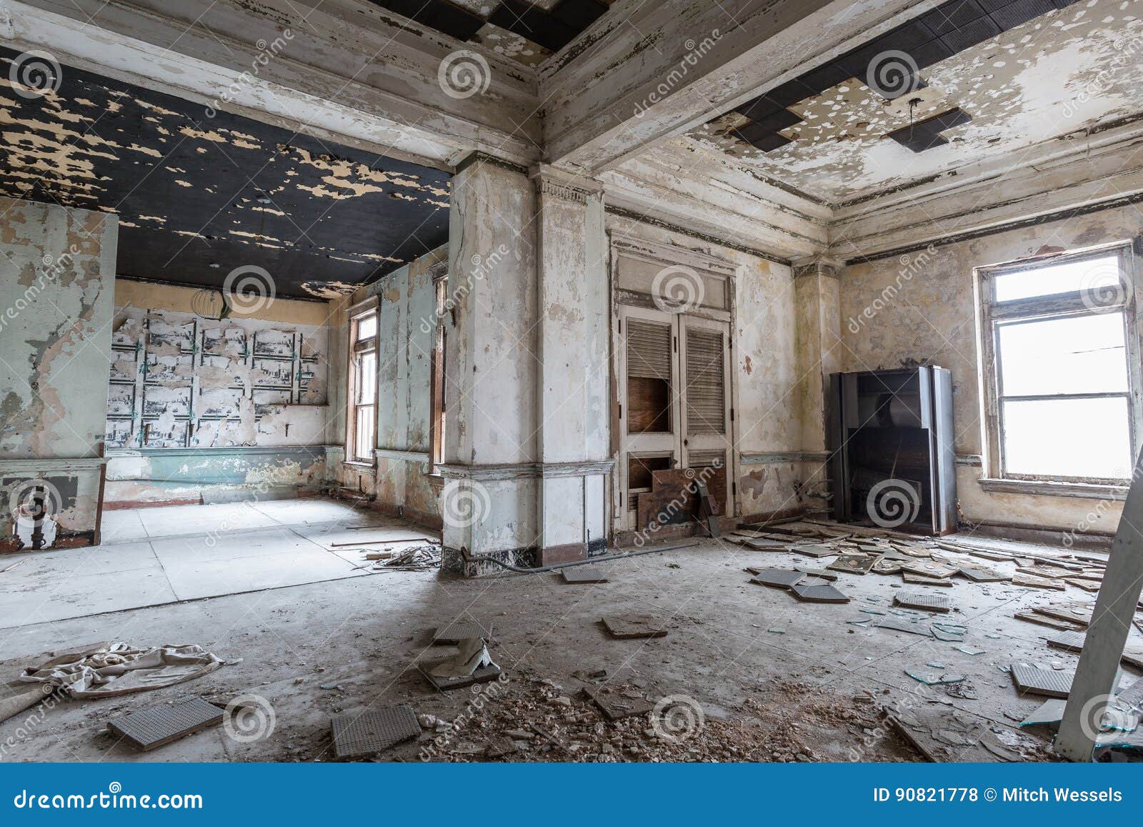 Urban Decay Early 1900`s Architecture Crumbling Stock Photo - Image of ...