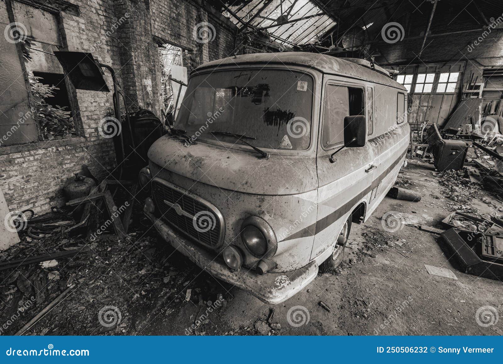 Urbex, Abandoned Old Garage with a Old Car Stock Photo - Image of glass ...