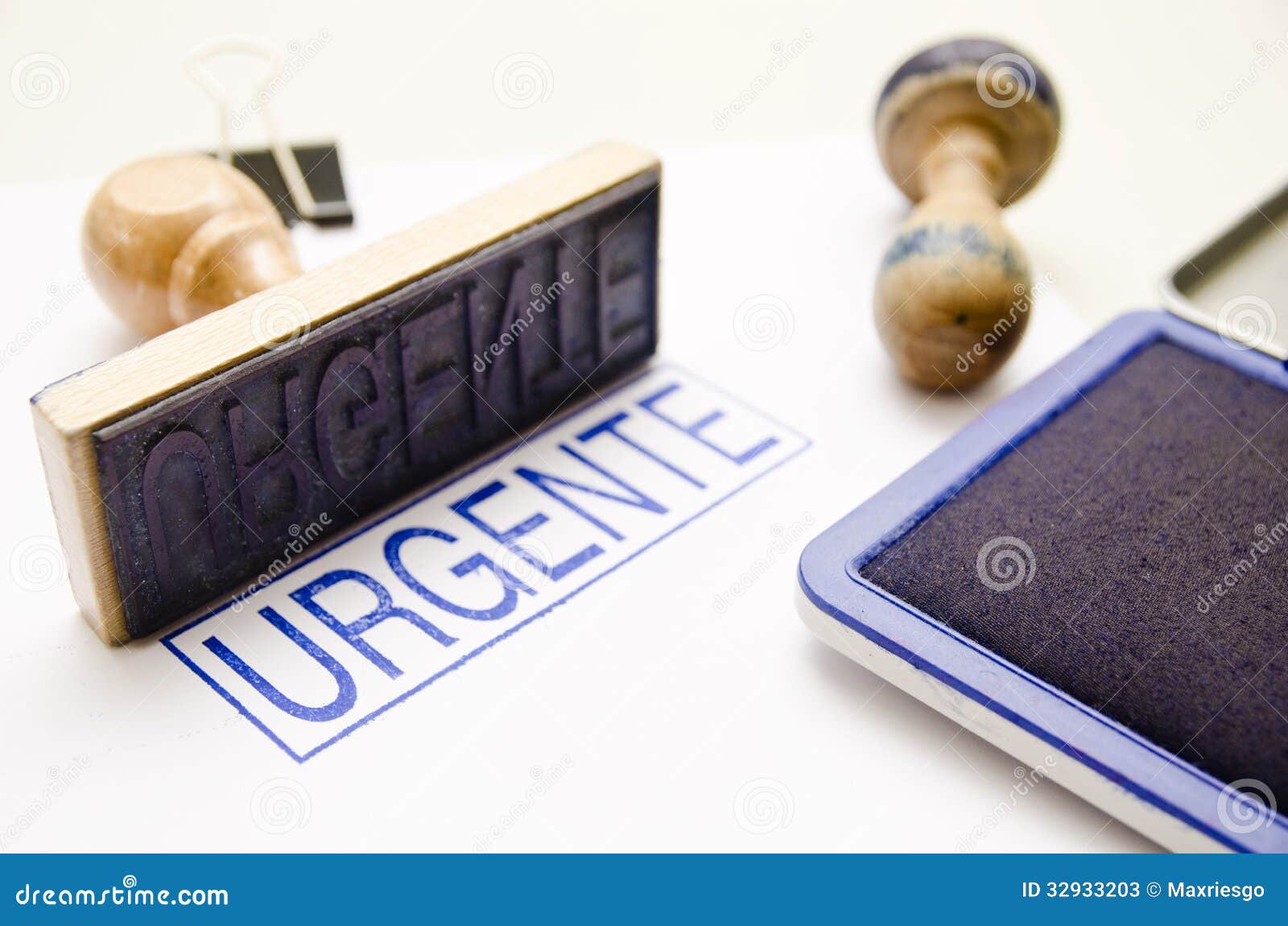 Urgente! stock image. Image of mark, secret, grunge, gripper - 32933203