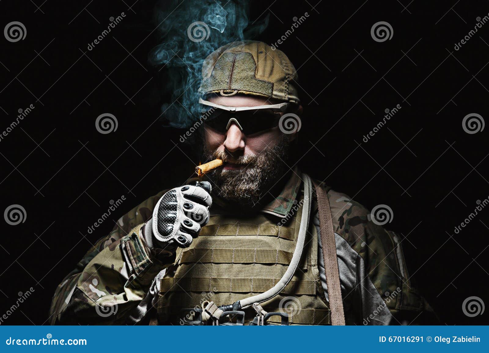 US Army soldier smoking stock image. Image of commando - 67016291