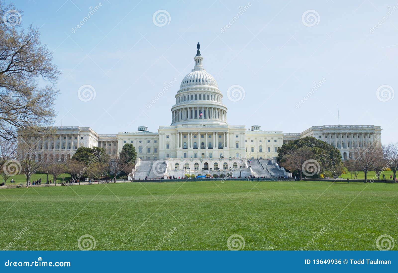 US Capitol Building stock photo. Image of back, green - 13649936