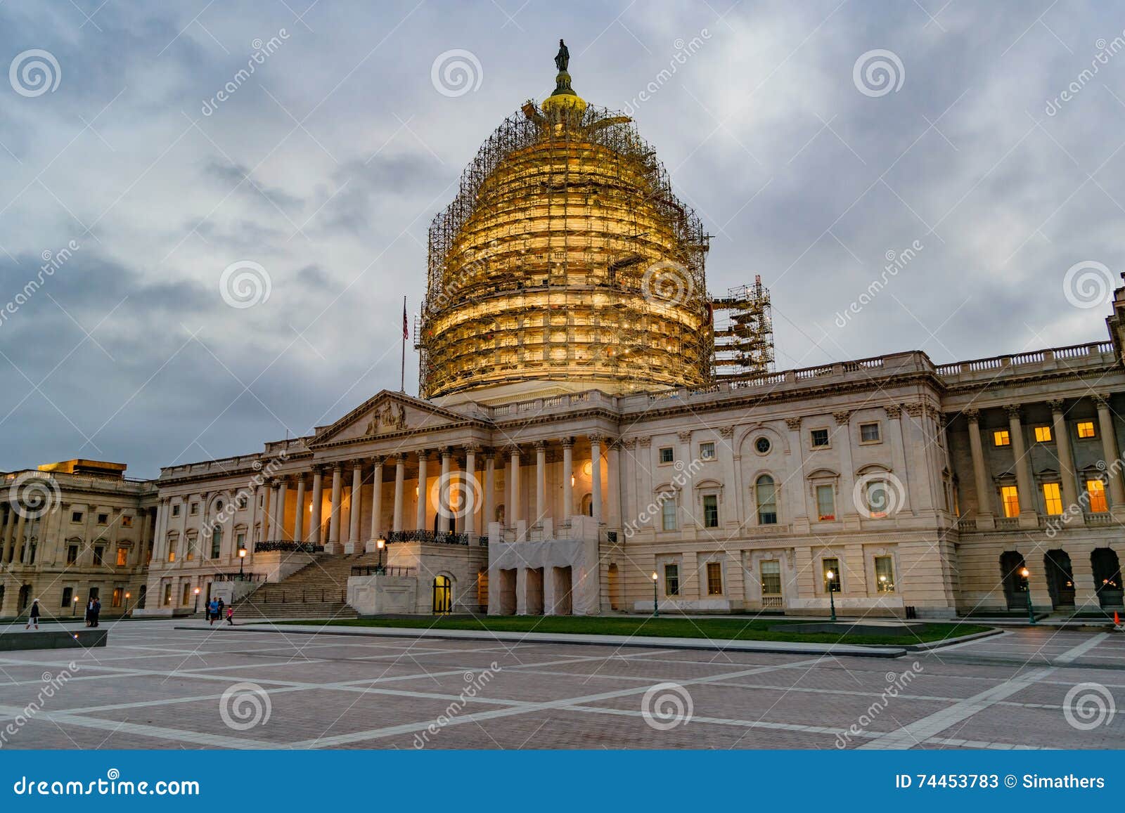 US Capitol Building at Dusk Stock Image - Image of night, capitol: 74453783