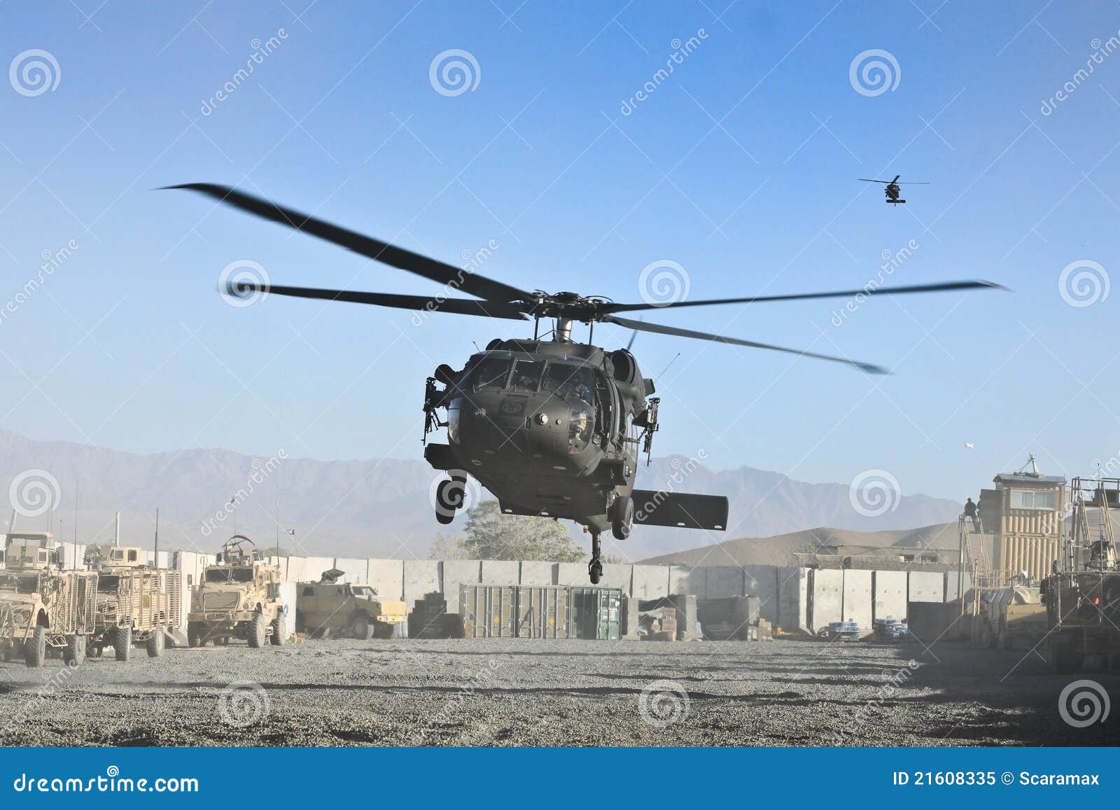 US Military Helicopter Landing Editorial Image - Image of helicopter ...